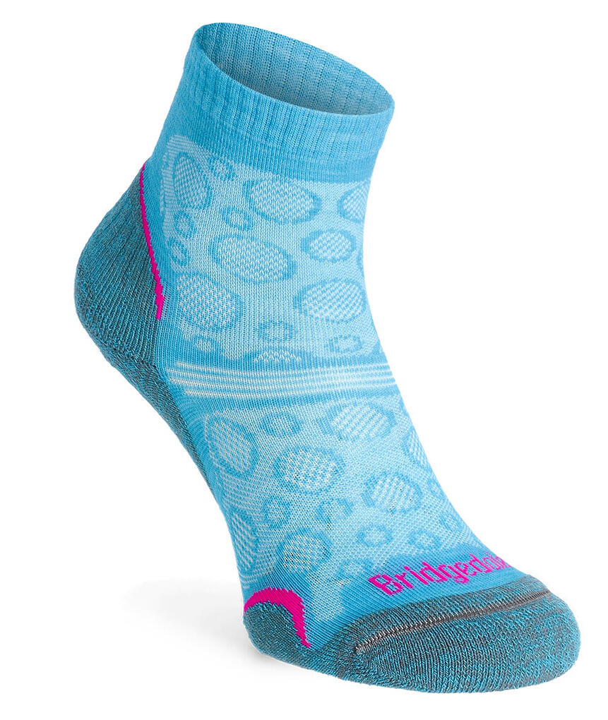 Womens Hiking Ultralight T2 Merino Wool Performance Crew Socks | Decathlon