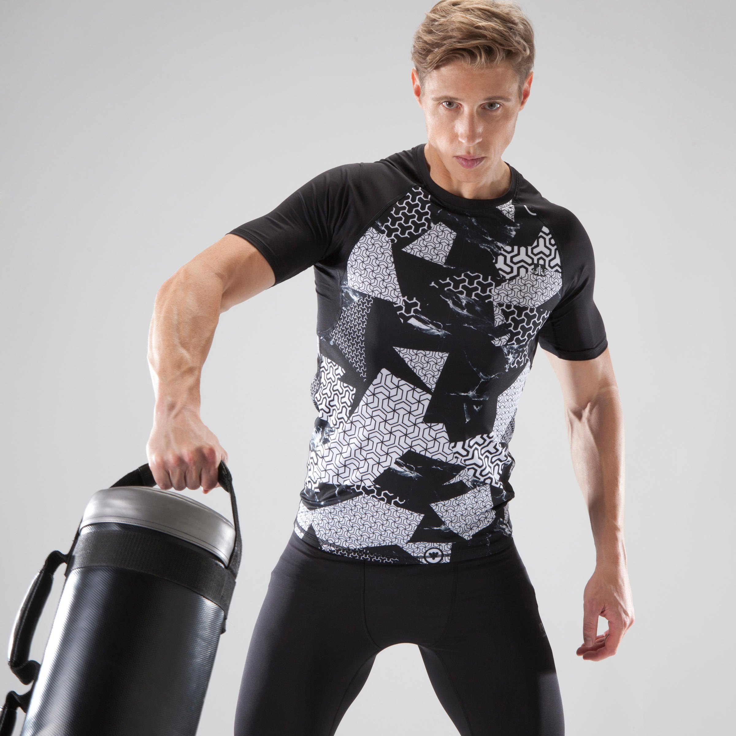 Weight Training Compression T-shirt - Black/White - Decathlon