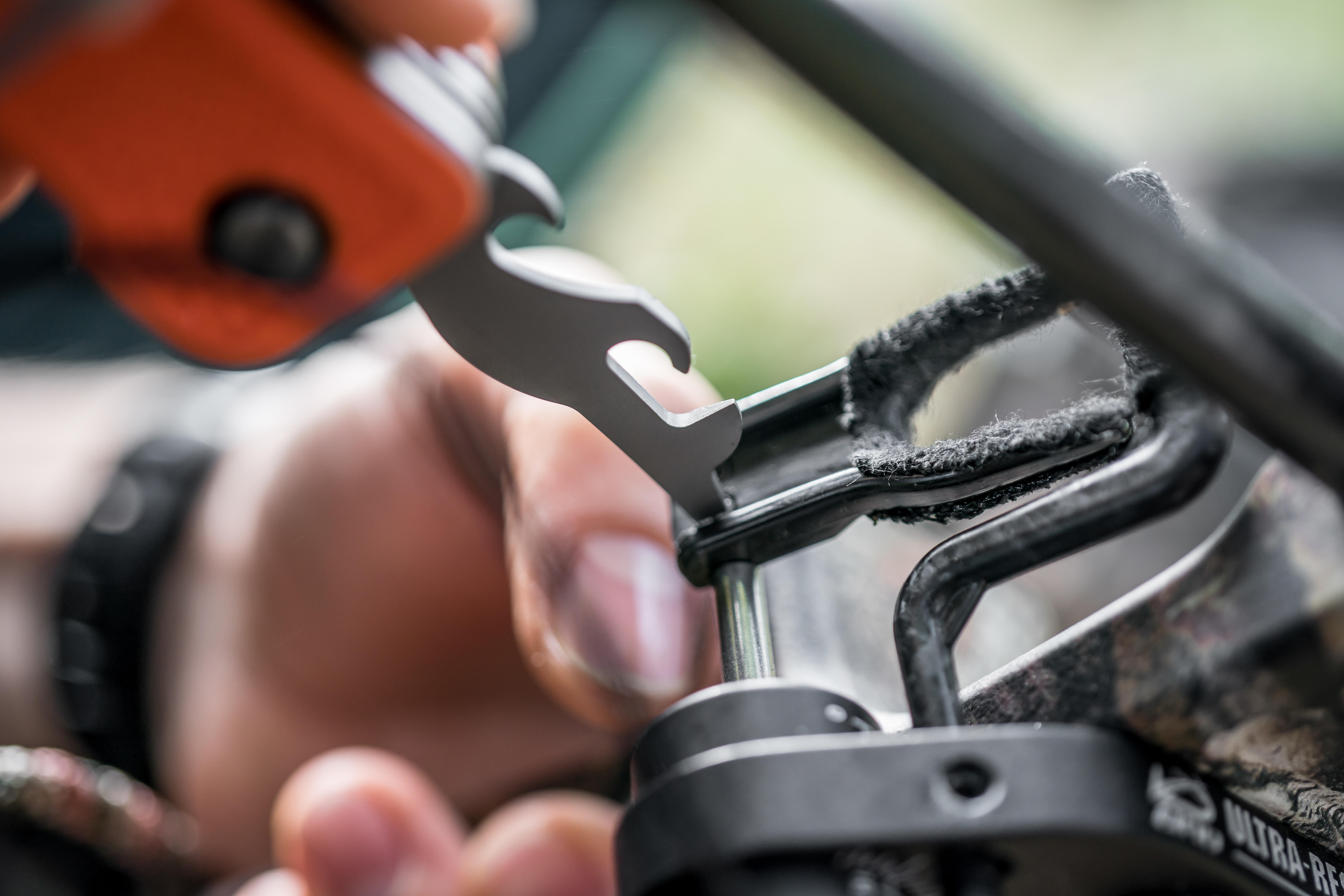 Multi-function hunting knife X7 Orange