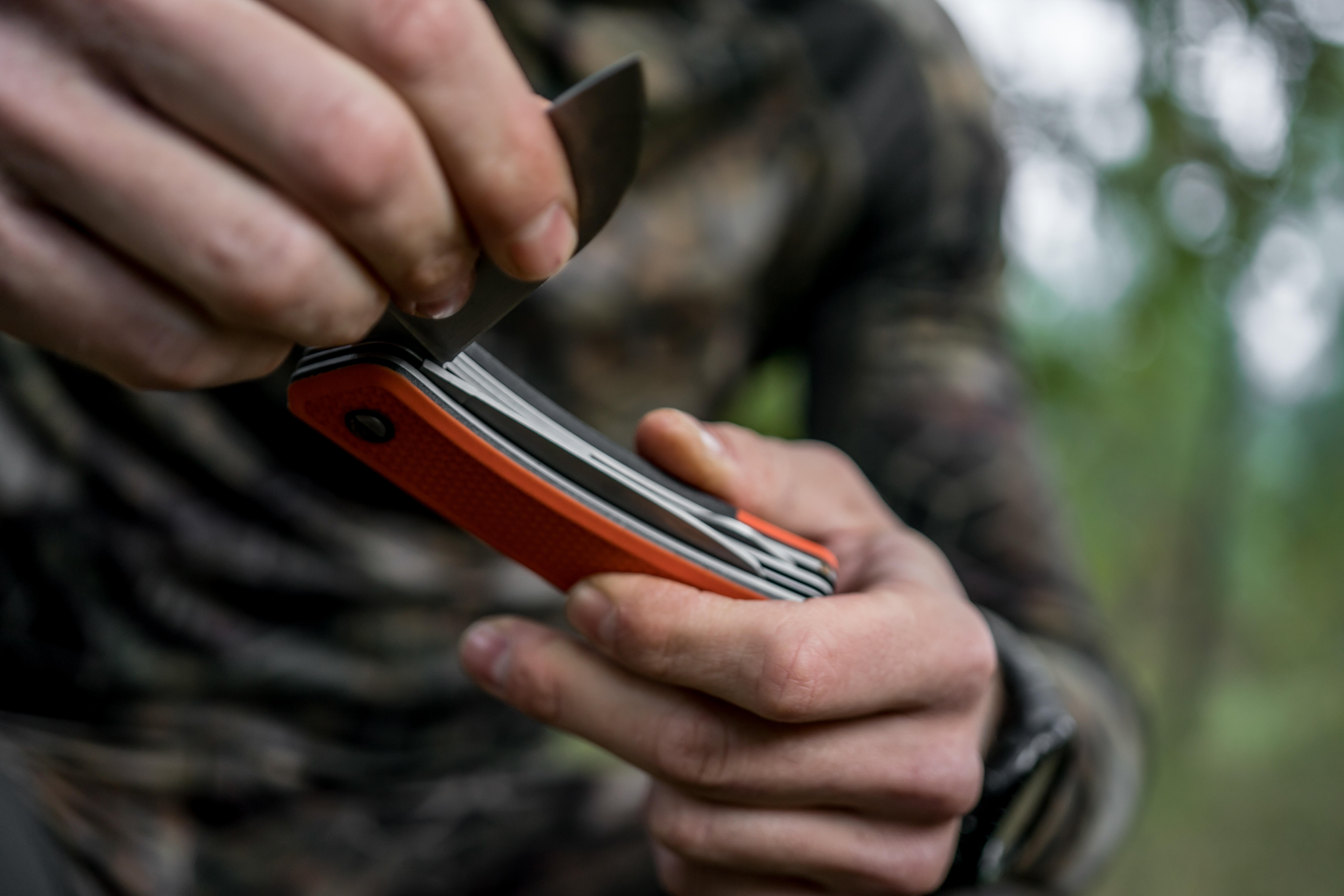 Multi-function hunting knife X7 Orange