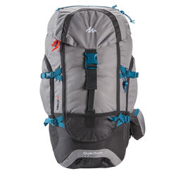 Mochila Trekking Forclaz 50 litros Gris Quechua | Decathlon