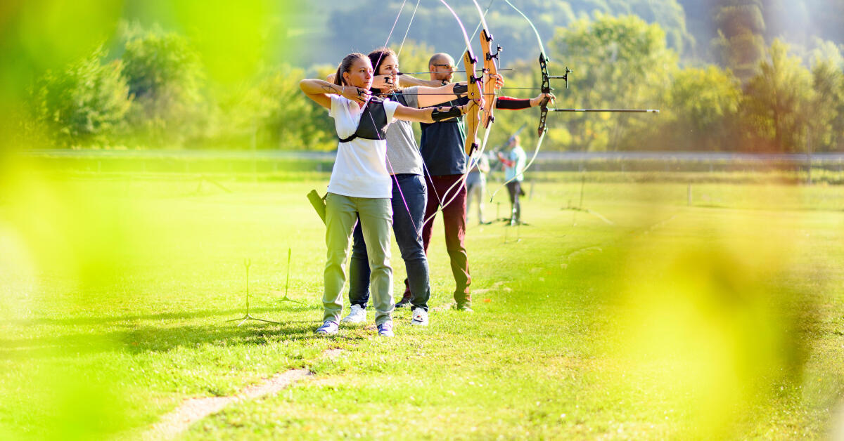 How to choose the best bow for beginners in archery?