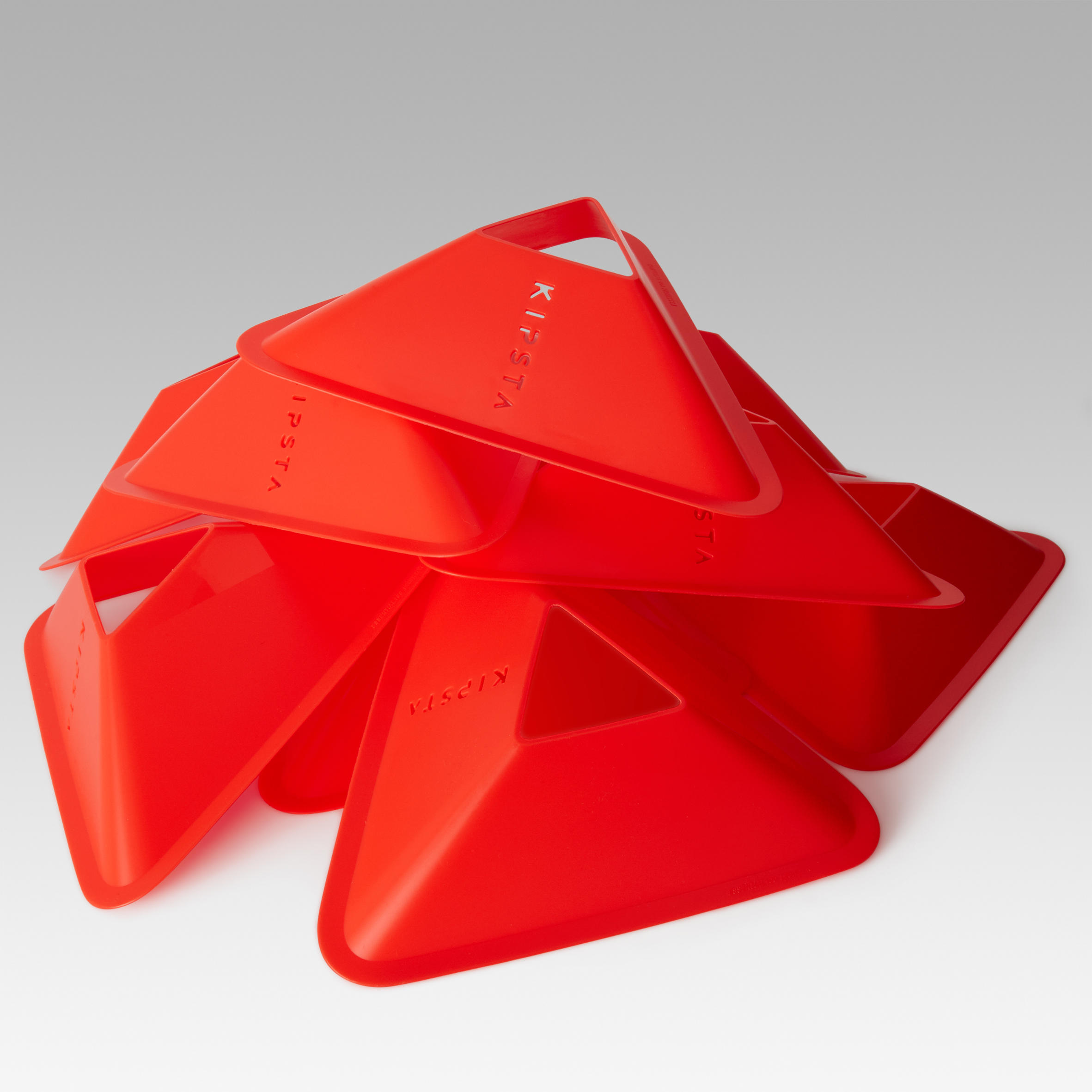 Essential Soccer Training Flat Markers 10-Pack - Fluo flame orange ...