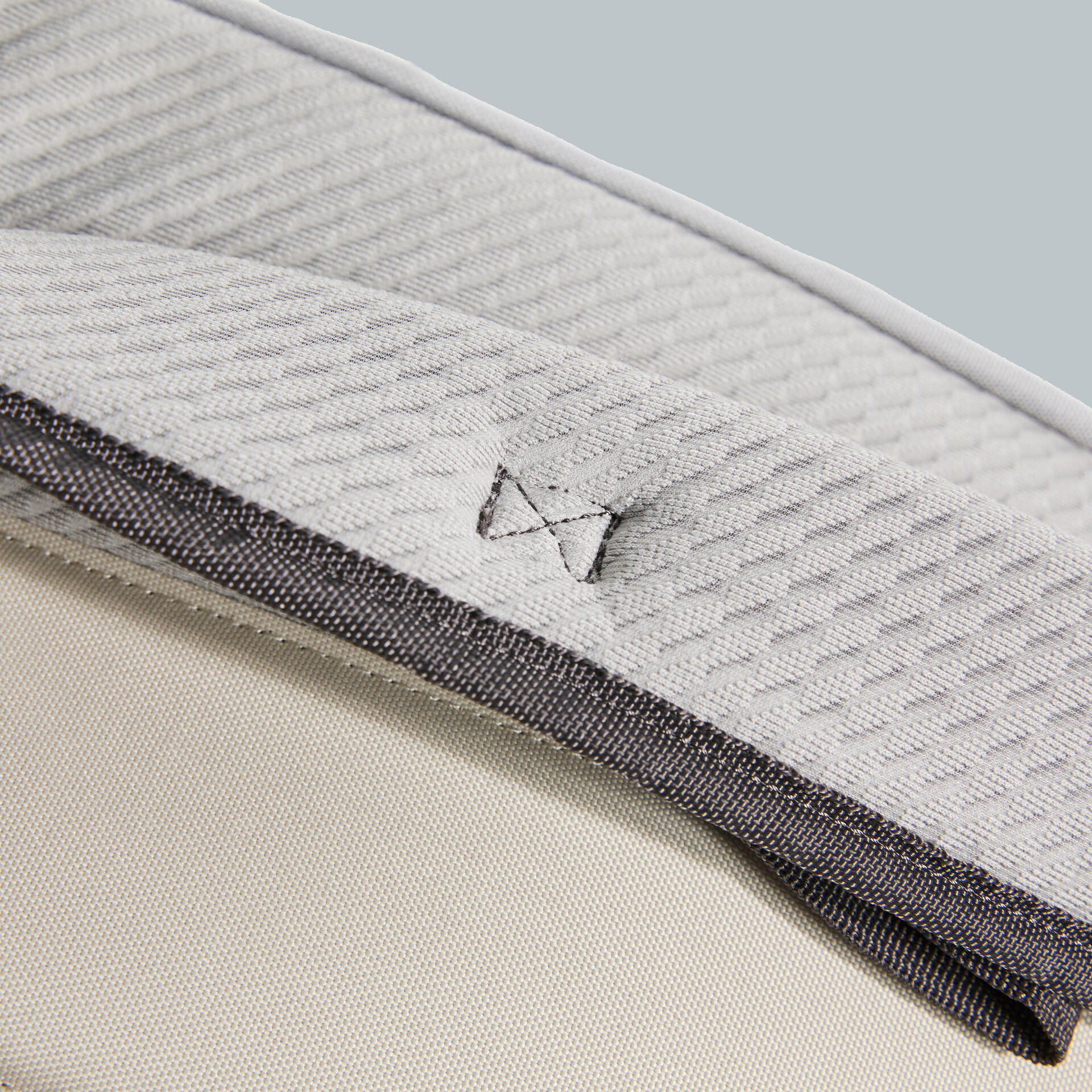 Hiking Backpack 20L, NH100 Arpenaz beige