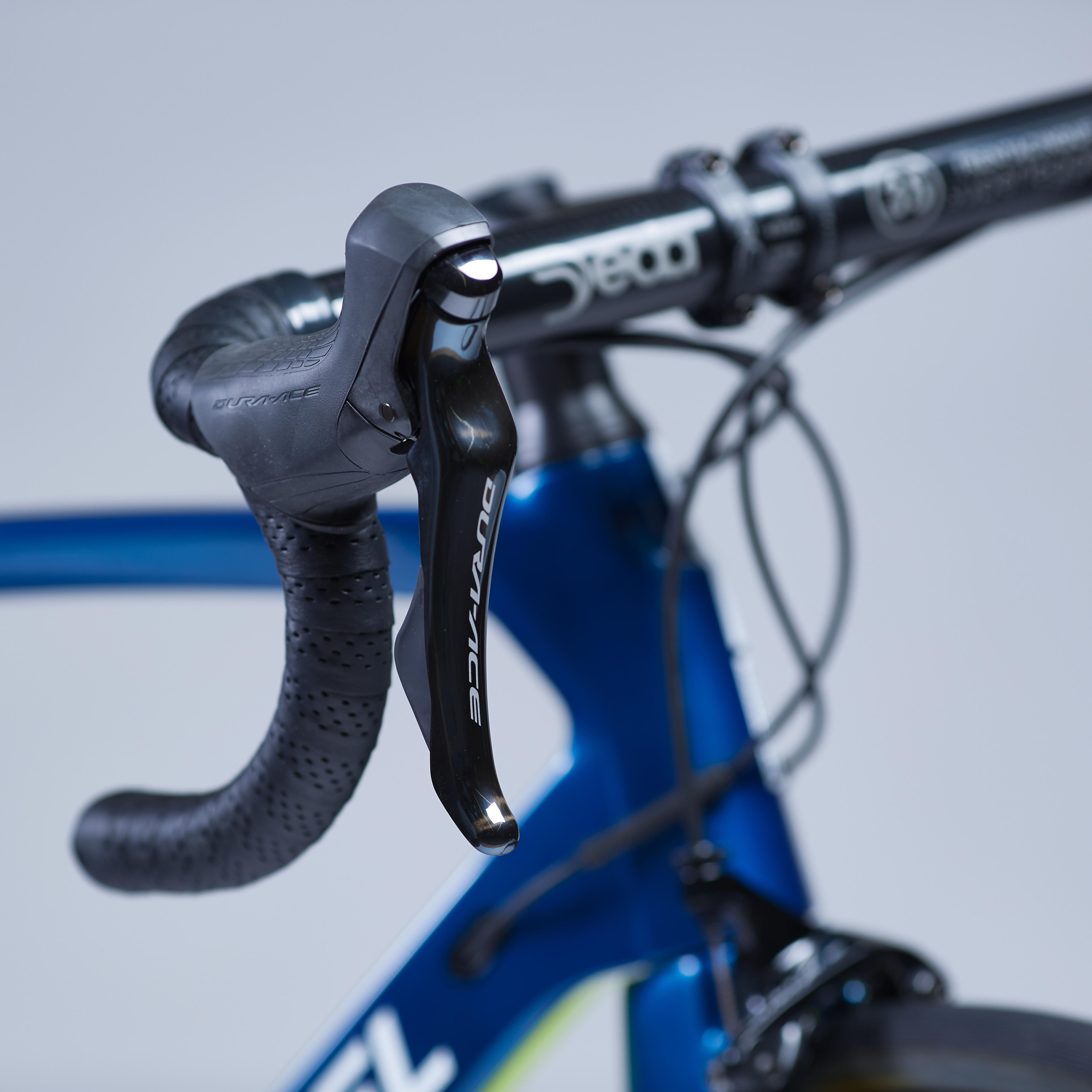 Ultra RCR CF Dura-Ace Road Bike - Blue - Decathlon