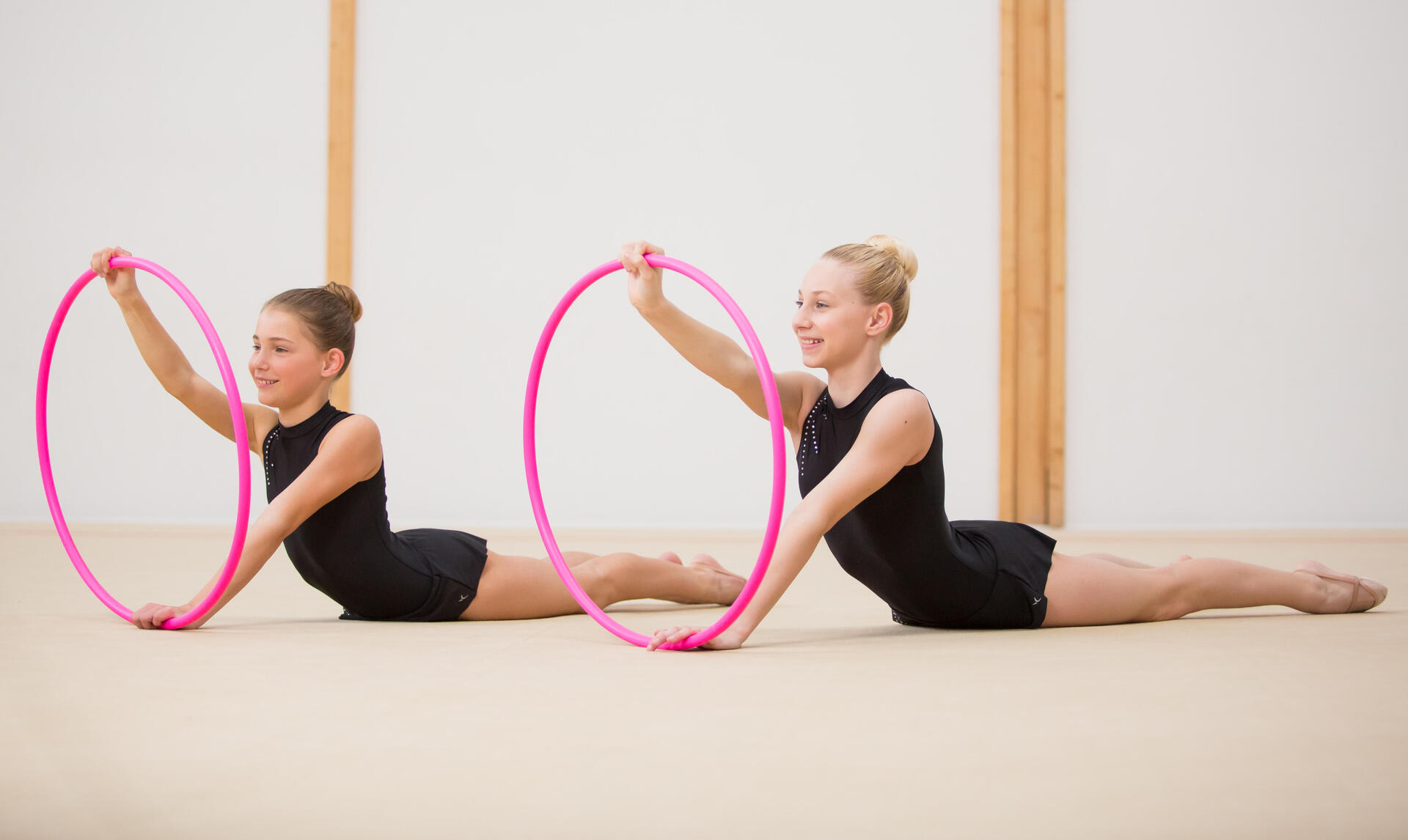 Rhythmic Gymnastics 65 cm Hoop - Pink