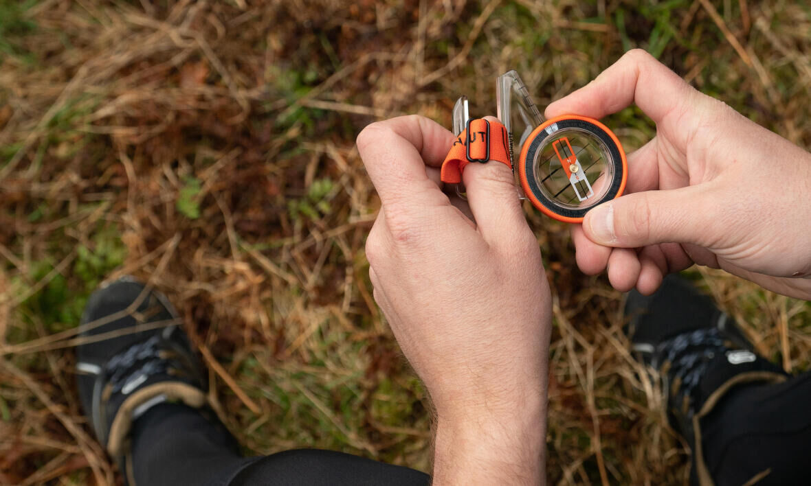 CUM SE UTILIZEAZĂ CORECT BUSOLA