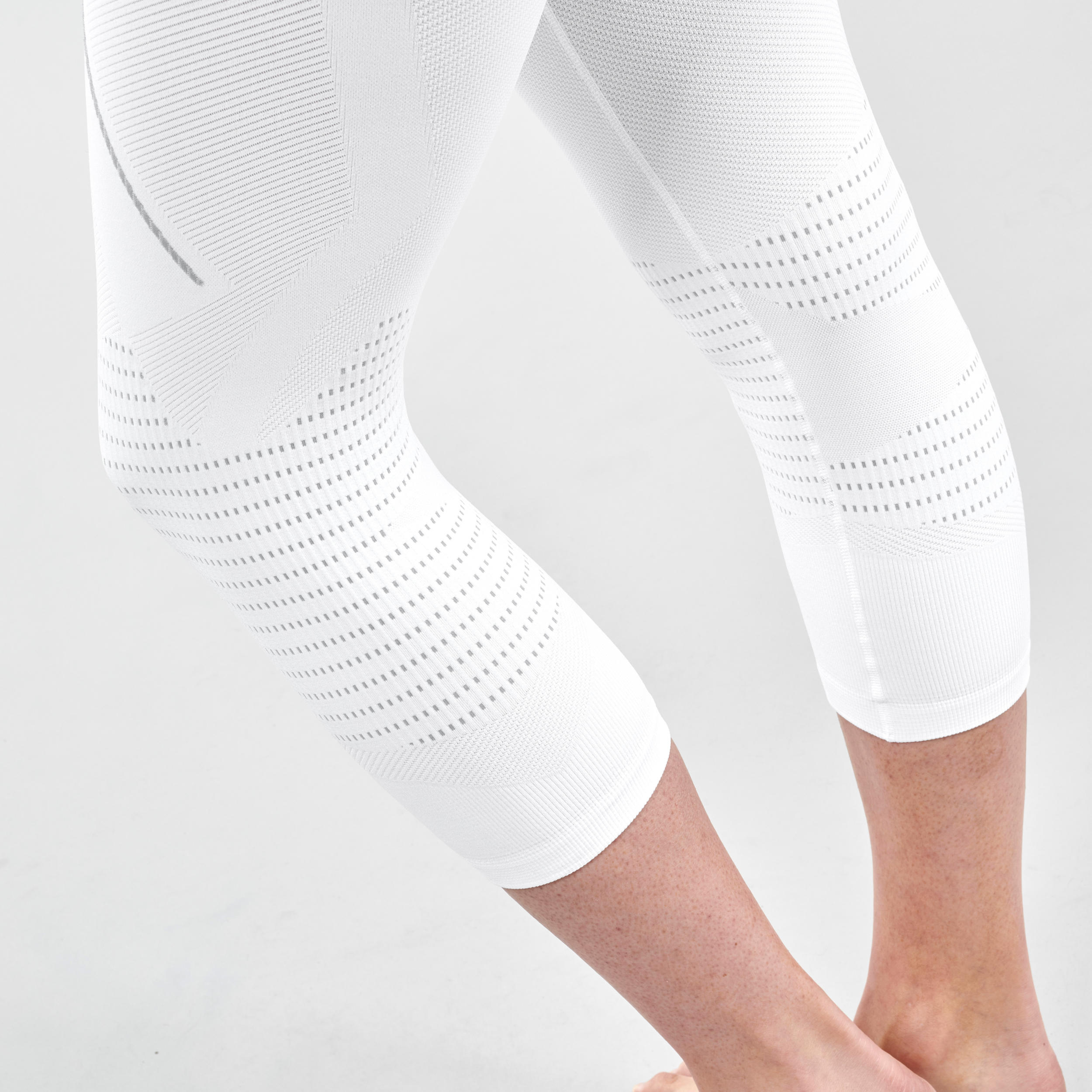 BL 900 Women’s ski base layer seamless trousers - white - Decathlon