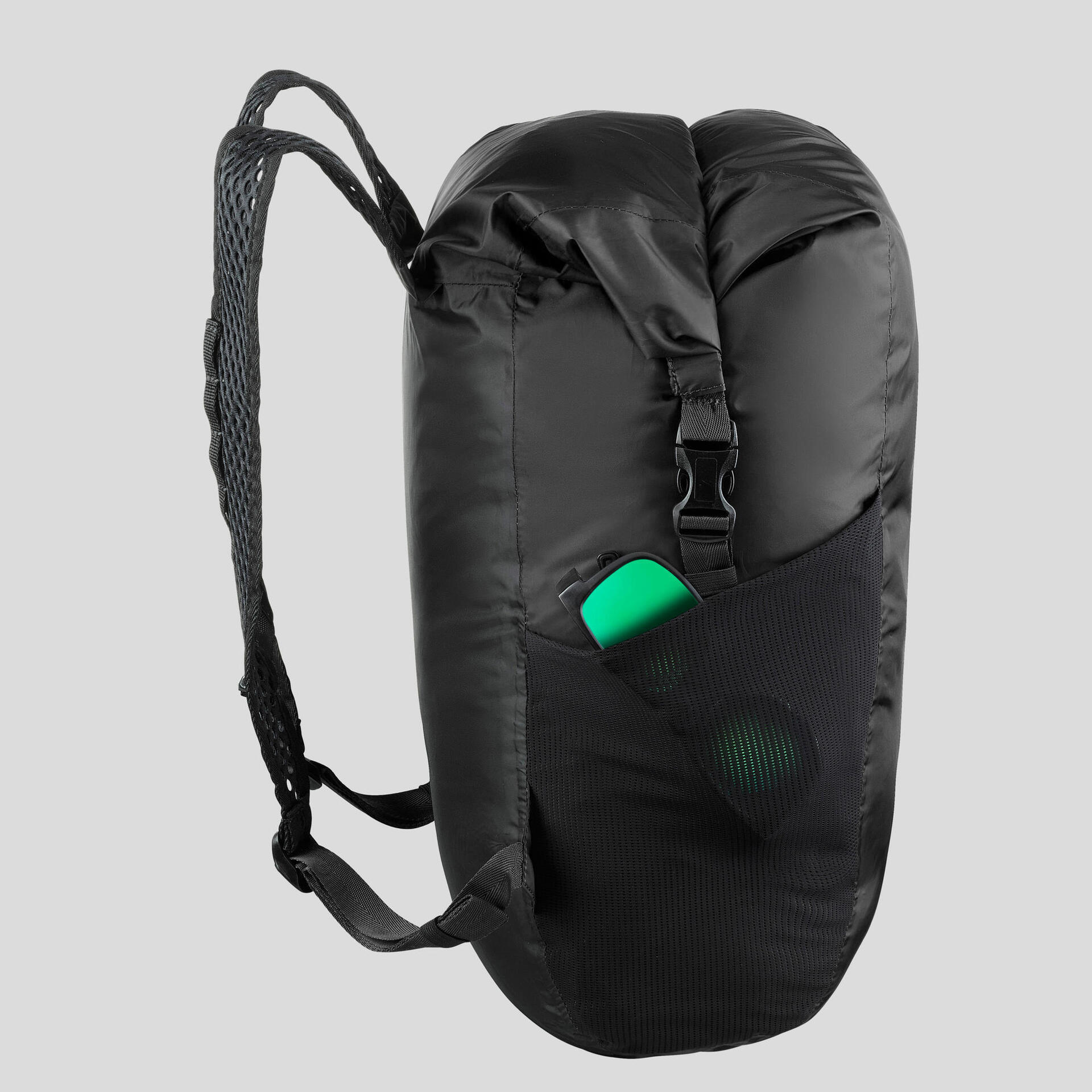 Trekking 20L Compact and Water-Repellent Backpack Travel - Black