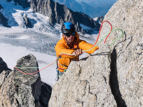 COMMENT ENTRETENIR ET AFFÛTER LA LAME DE SON PIOLET D'ALPINISME