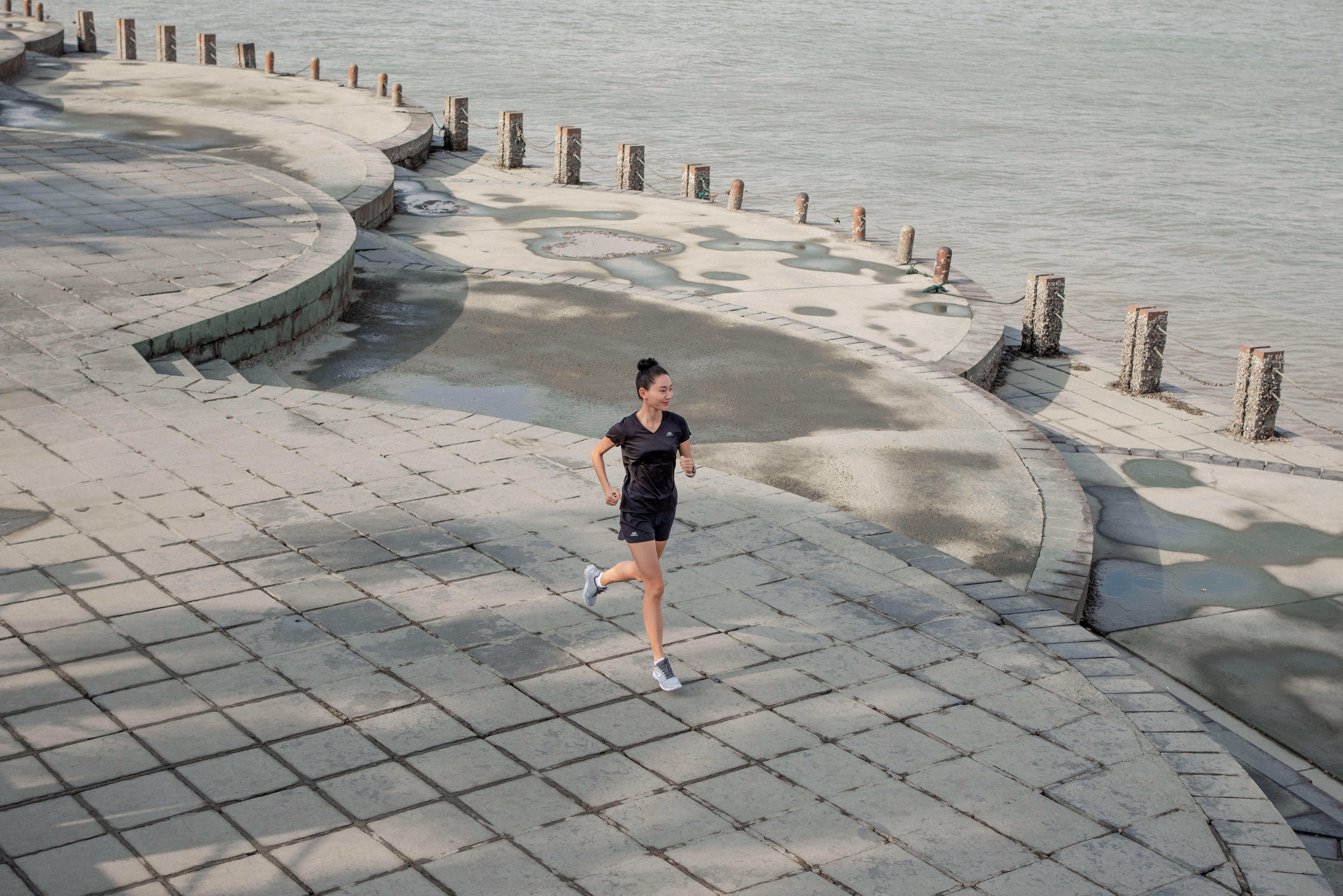 Kalenji Run 100 Women Running Shoes - Grey