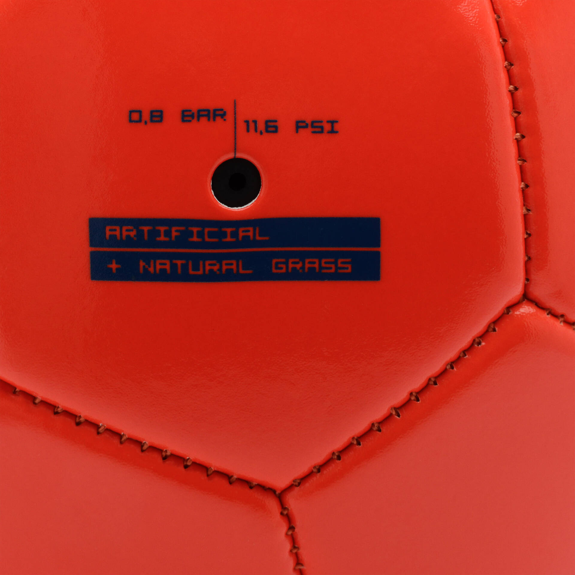 Buy Football Ball F100 Size 4 (Age 8-12) - Red Online | Decathlon