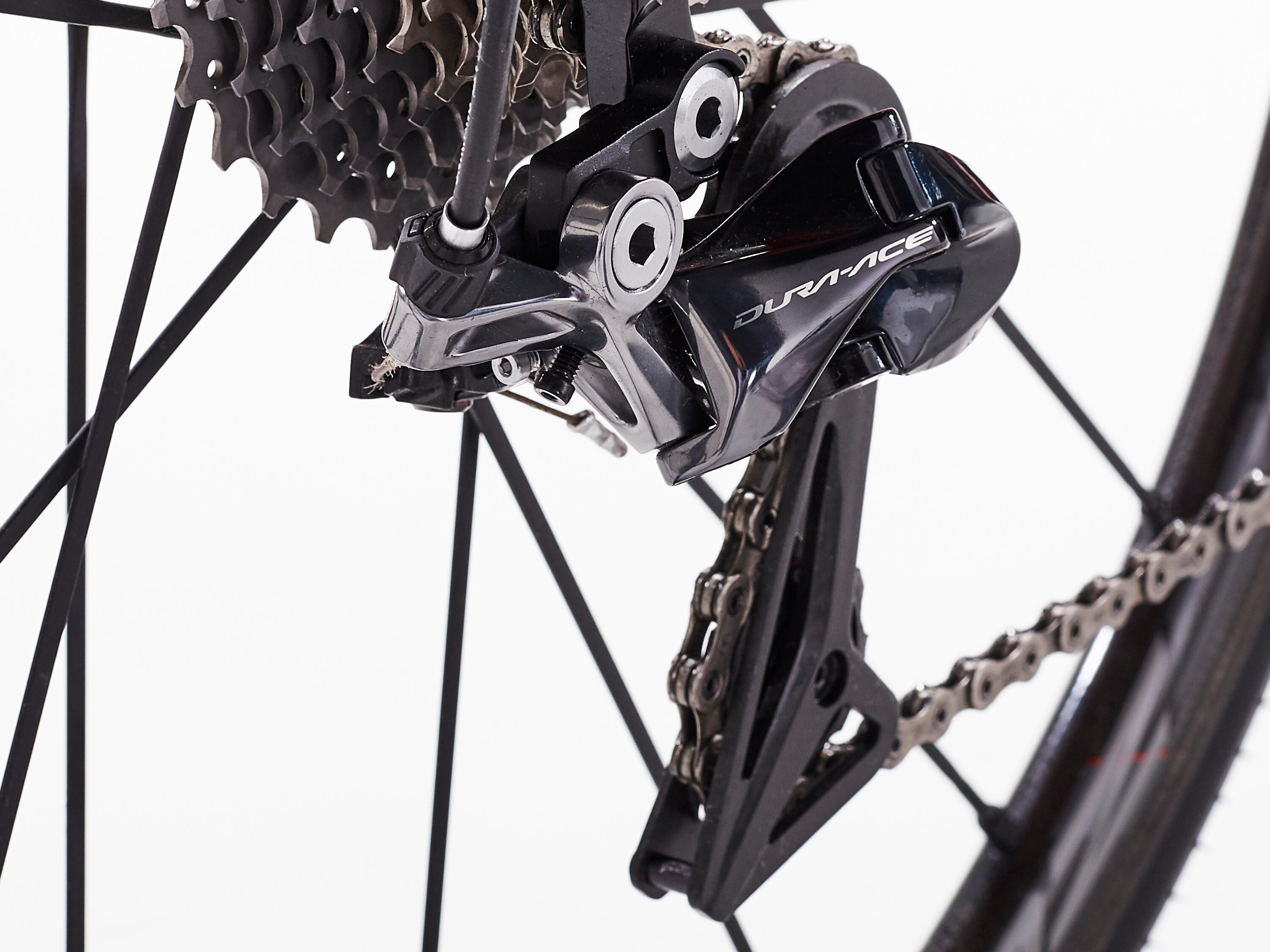 A Buyer's Guide to Choosing the Right Derailleur