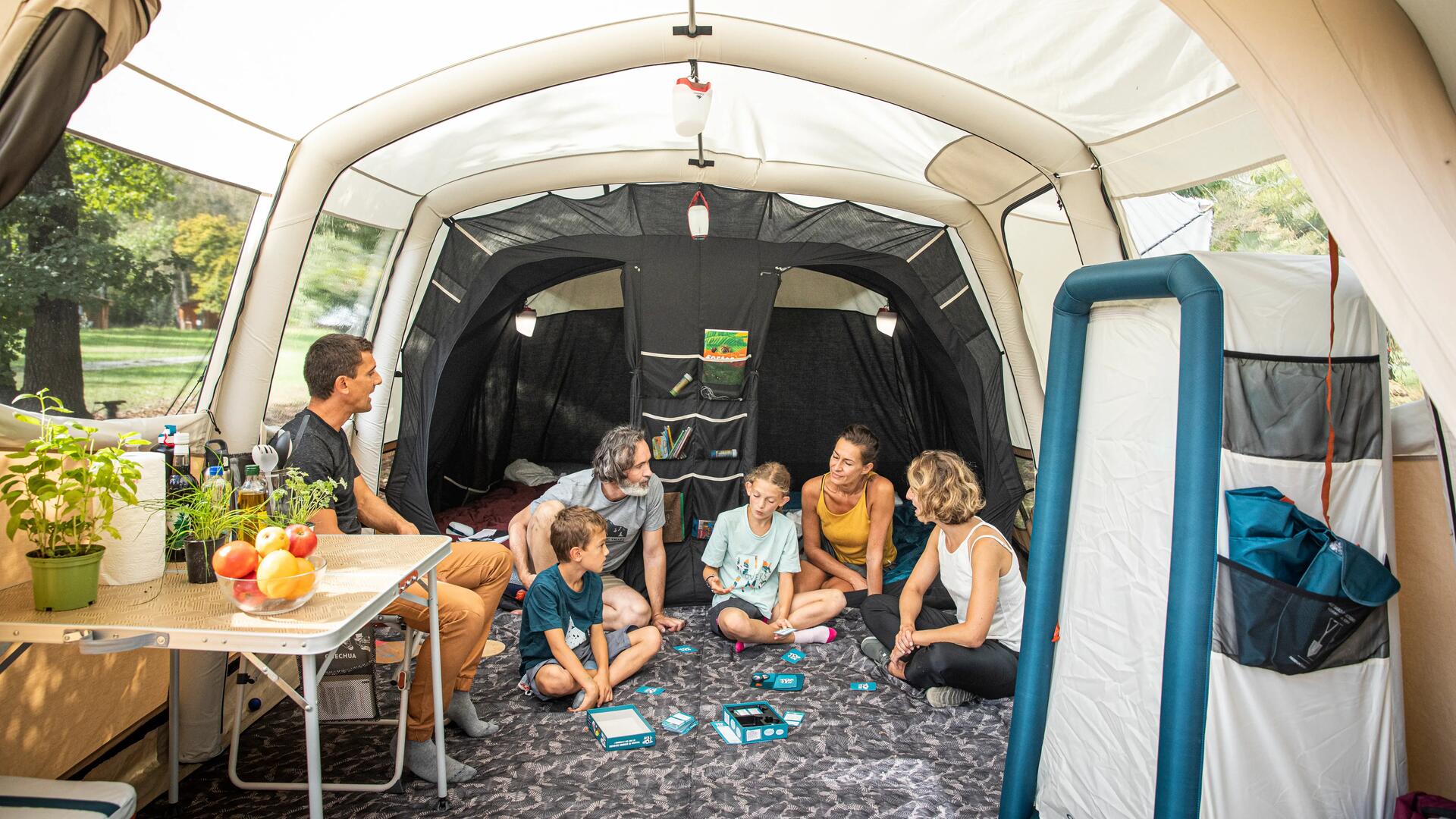 Comment choisir sa tente de camping gonflable