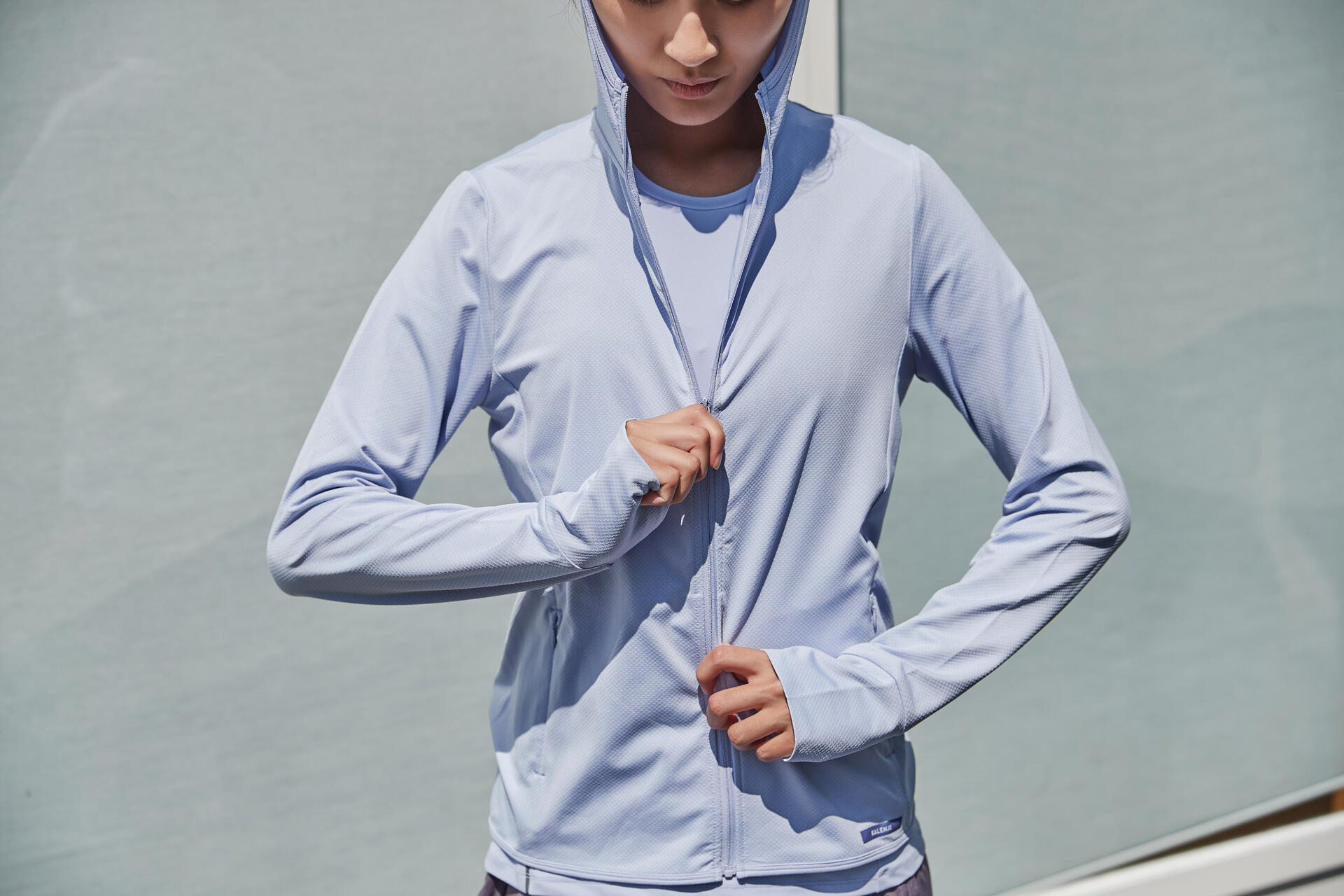 Women's running hooded jacket - Sun Protect light blue