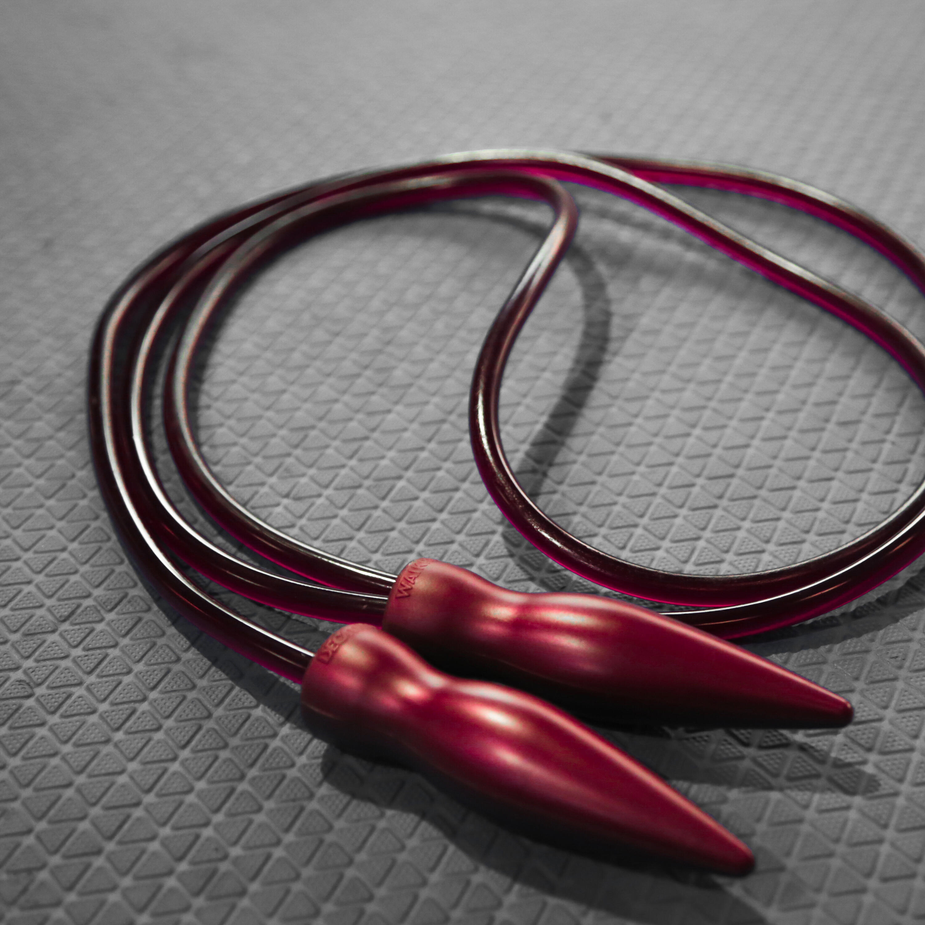 Traditional Muay Thai Jump Ropes with heavy PVC ropes - Decathlon