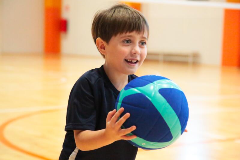 МЯЧ ВОЛЕЙБОЛЬНЫЙ V100 SOFT 180–200 Г ДЛЯ ДЕТЕЙ 4–5 ЛЕТ - Decathlon