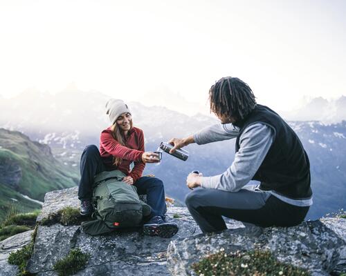 Jak działa termos i ile trzyma ciepło? Budowa termosu