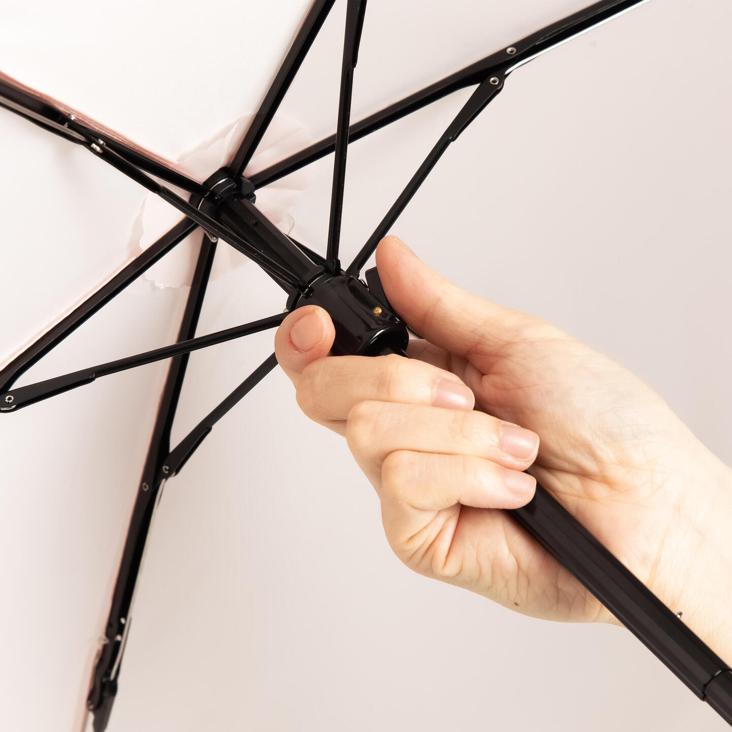 INESIS | Reference: 8664801