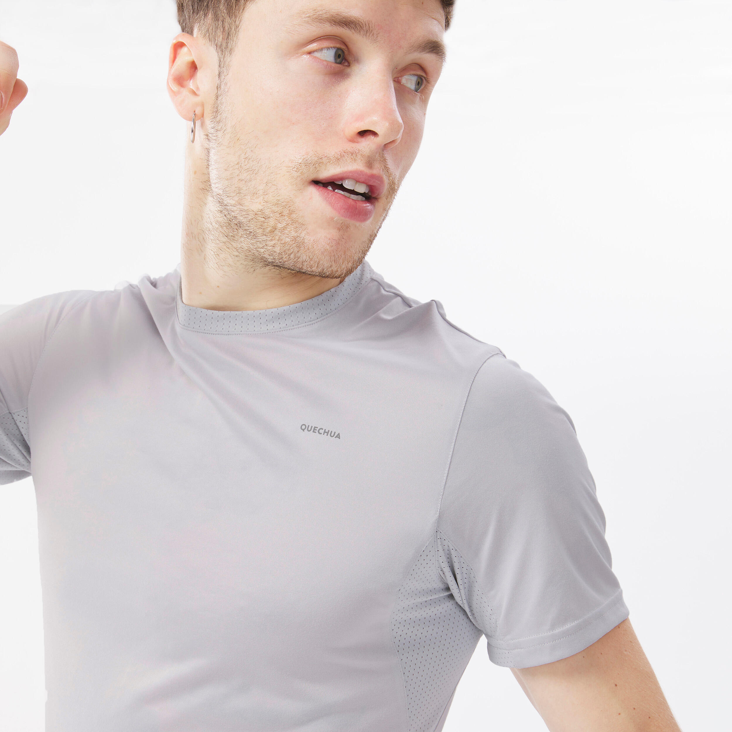 Men Mountain Hiking Short-Sleeved T-Shirt MH100 - Grey