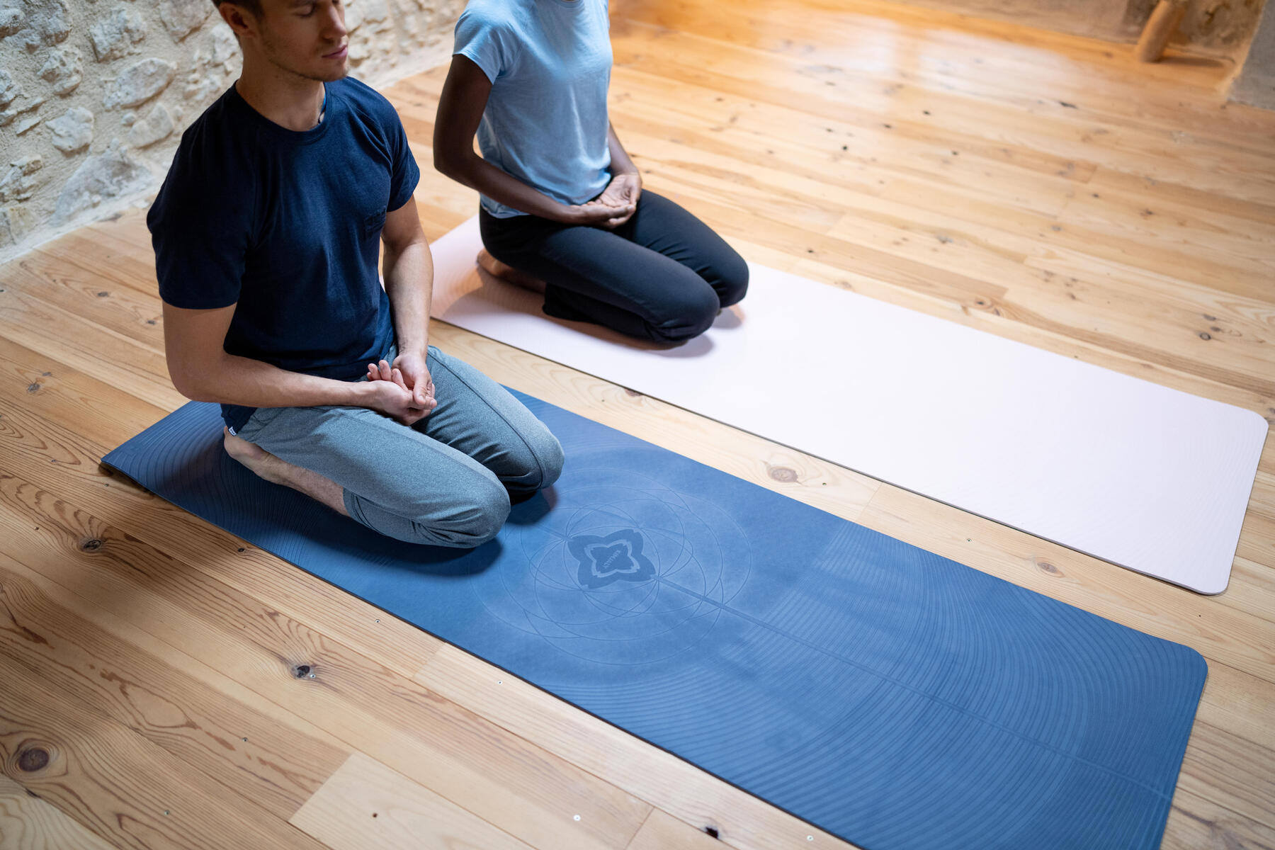 Vajrasana, czyli siad japoński – jak go wykonać?