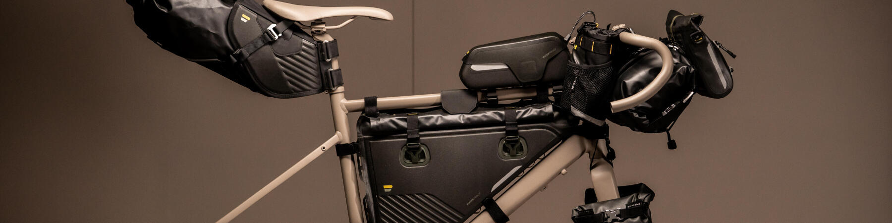 BIKEPACKING BOTTLE CAGE FOOD POUCH