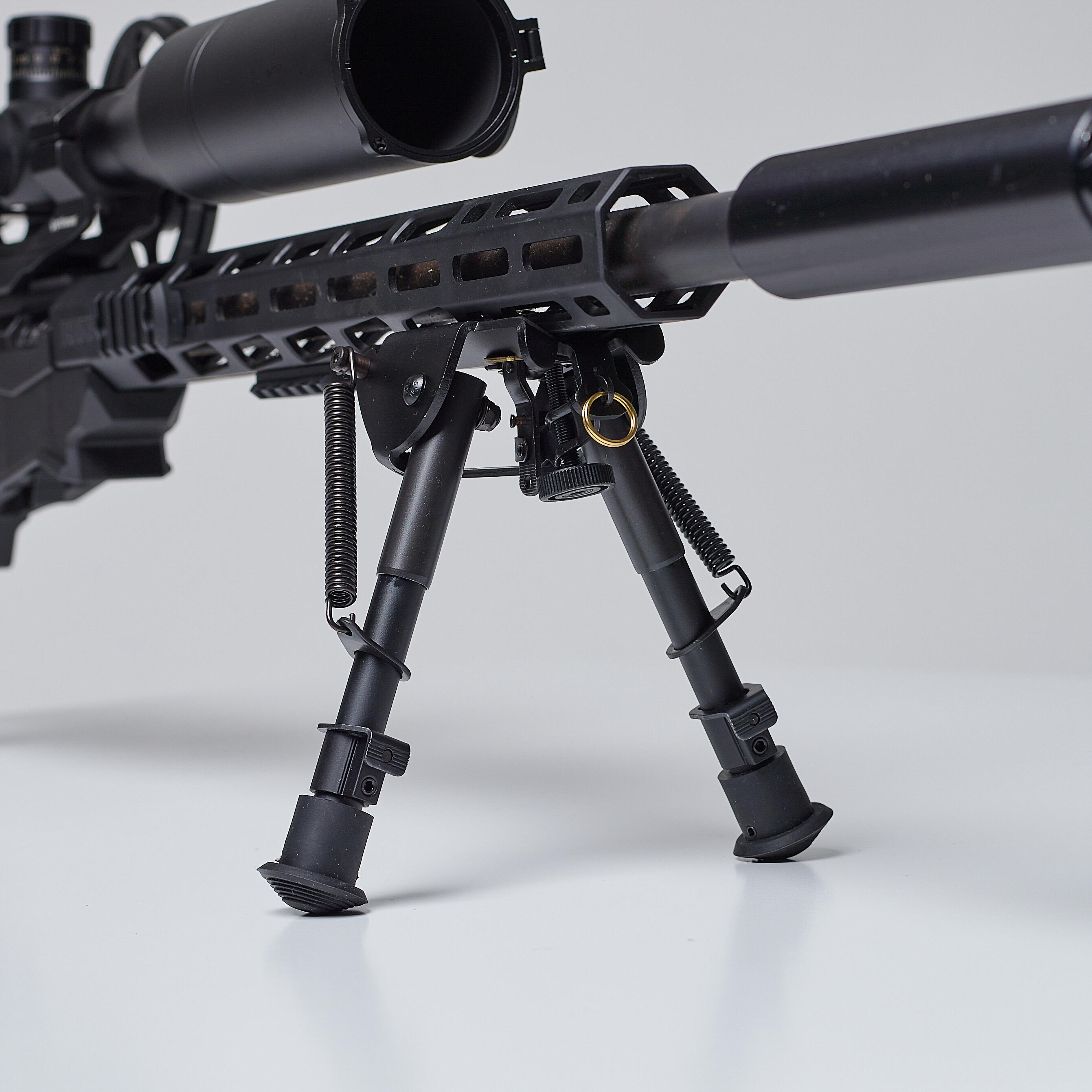 ADJUSTABLE BIPOD FOR SLING SWIVEL AND PICATINNY RAIL | Decathlon