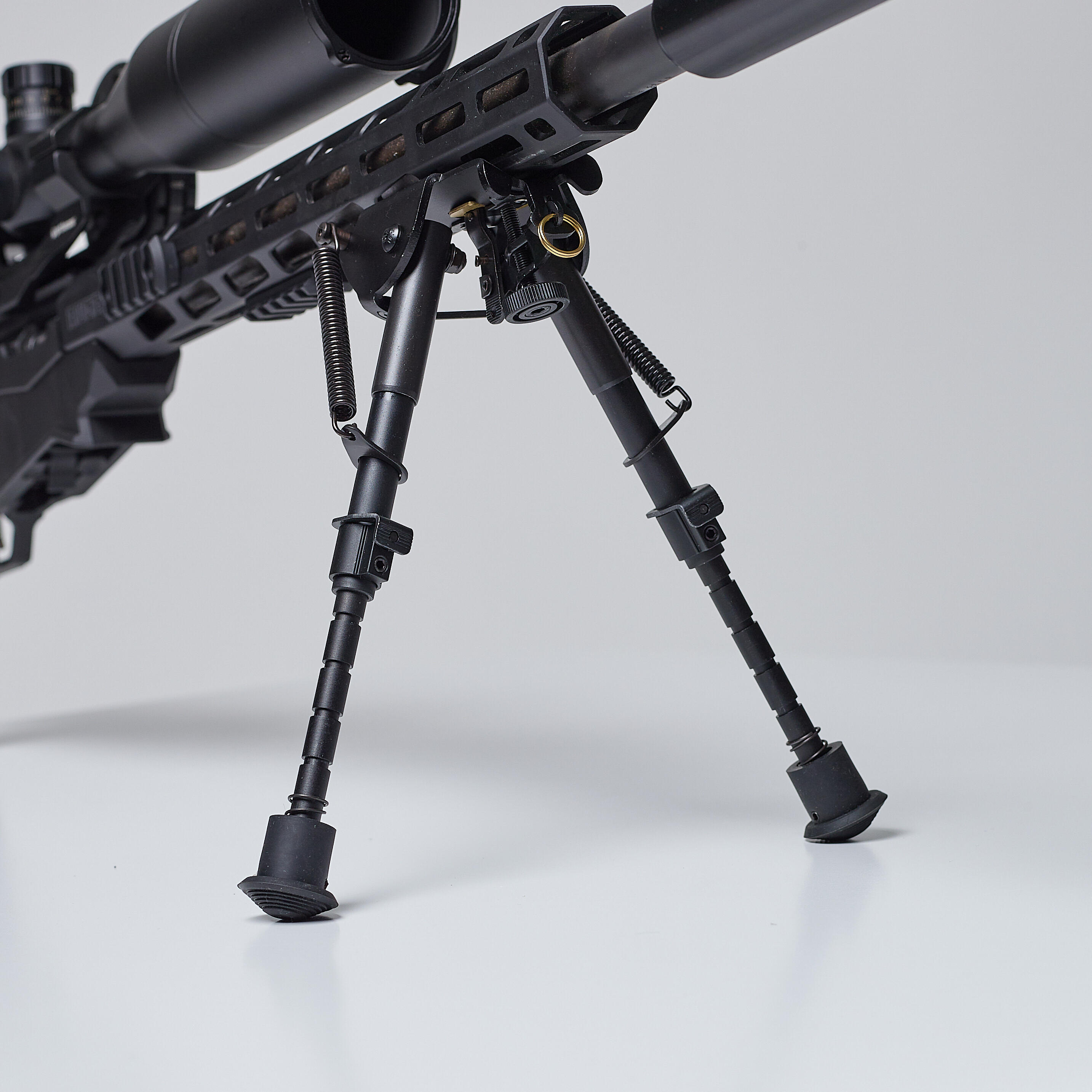 ADJUSTABLE BIPOD FOR SLING SWIVEL AND PICATINNY RAIL | Decathlon