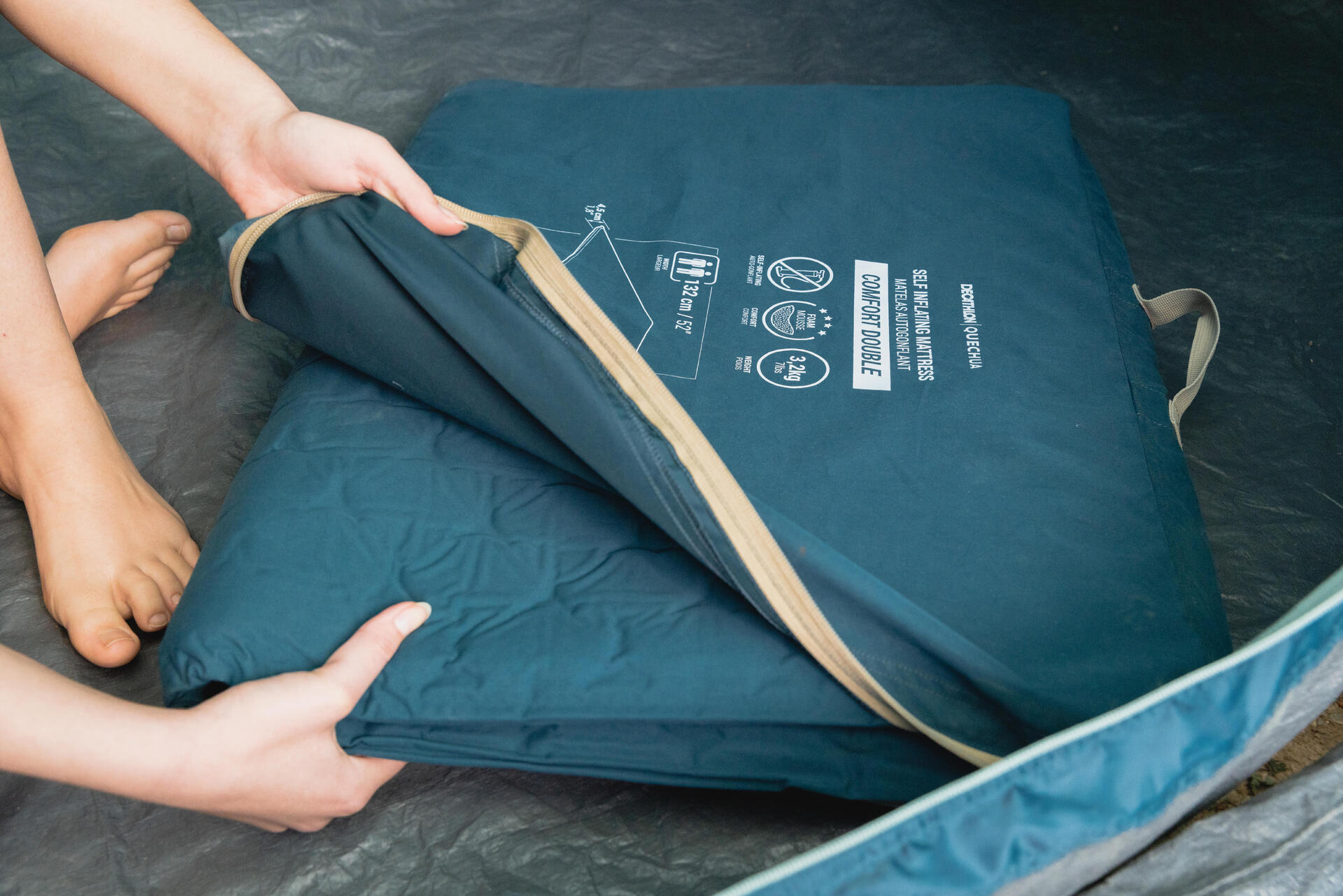 SELF-INFLATING CAMPING MATTRESS - COMFORT 132 CM - 2 P