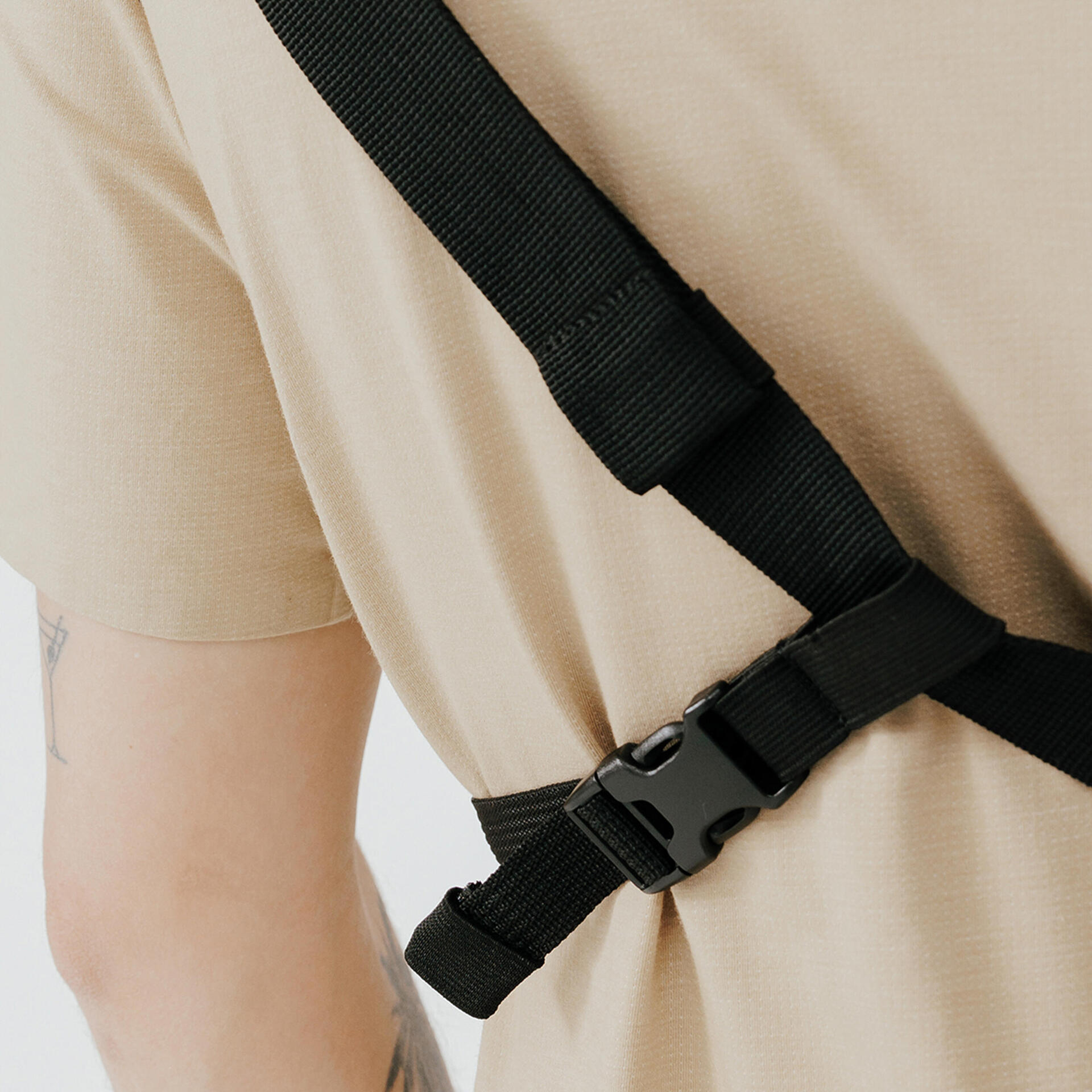 Men Women 2-position KIPRUN 0.5 L Running Bag - khaki