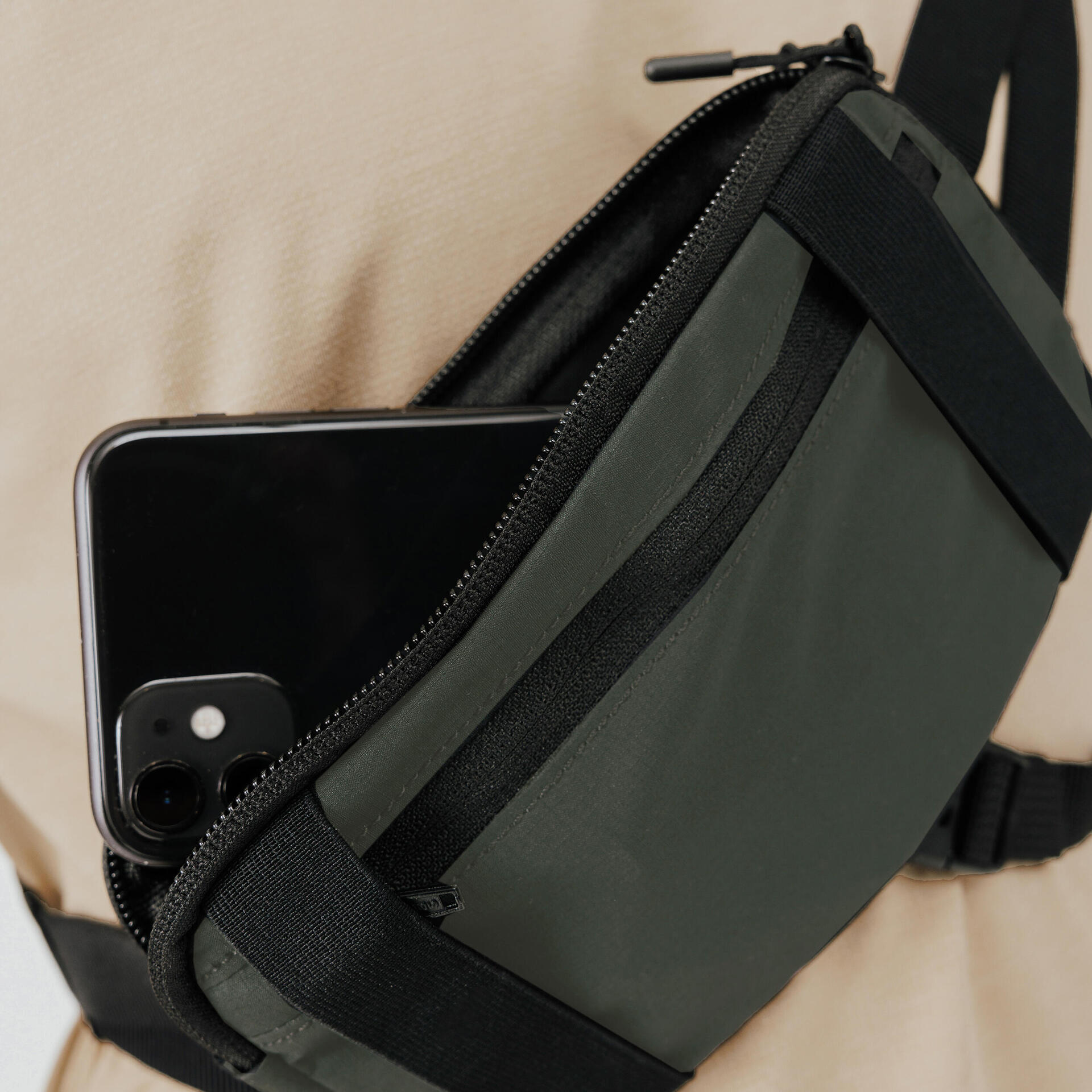 Crossbody Running Bag - Khaki