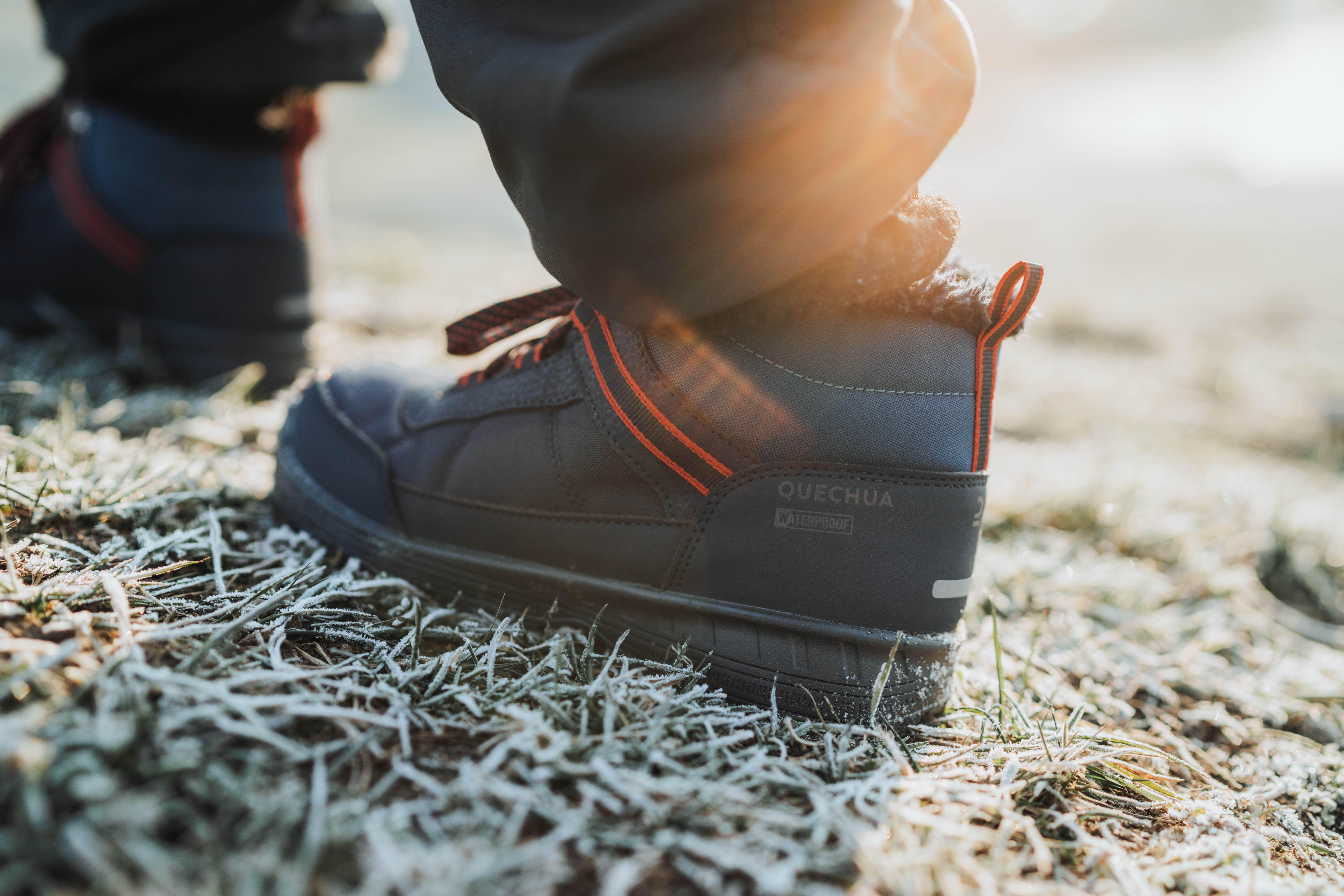 Kids' warm and waterproof SH100 lace-up leather hiking shoes - size 2.5 ...