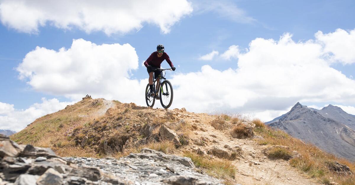 How To Jump on a Mountain Bike: Technical Tips From Decathlon