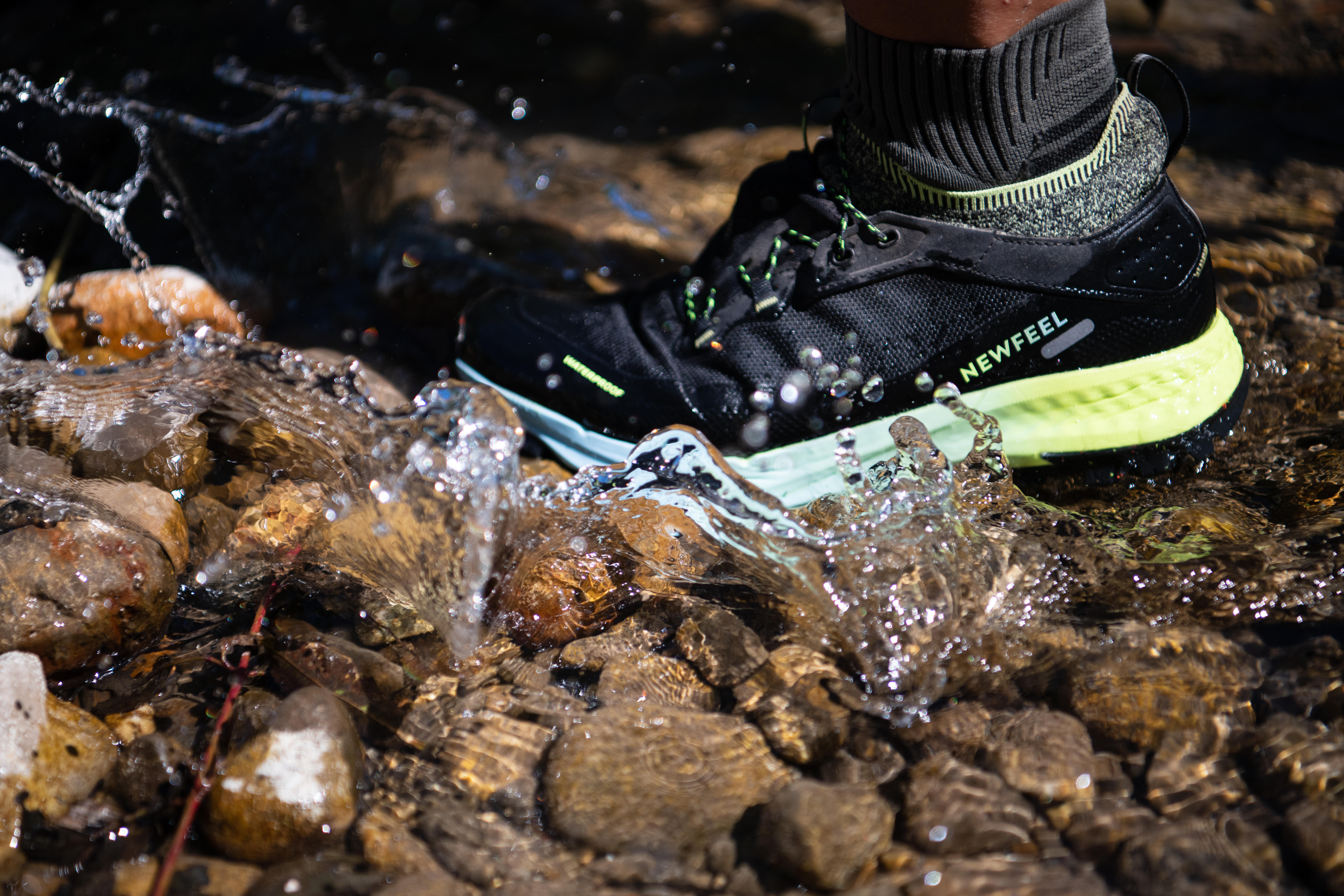 NW980 waterproof competition Nordic walking shoes - black - Decathlon