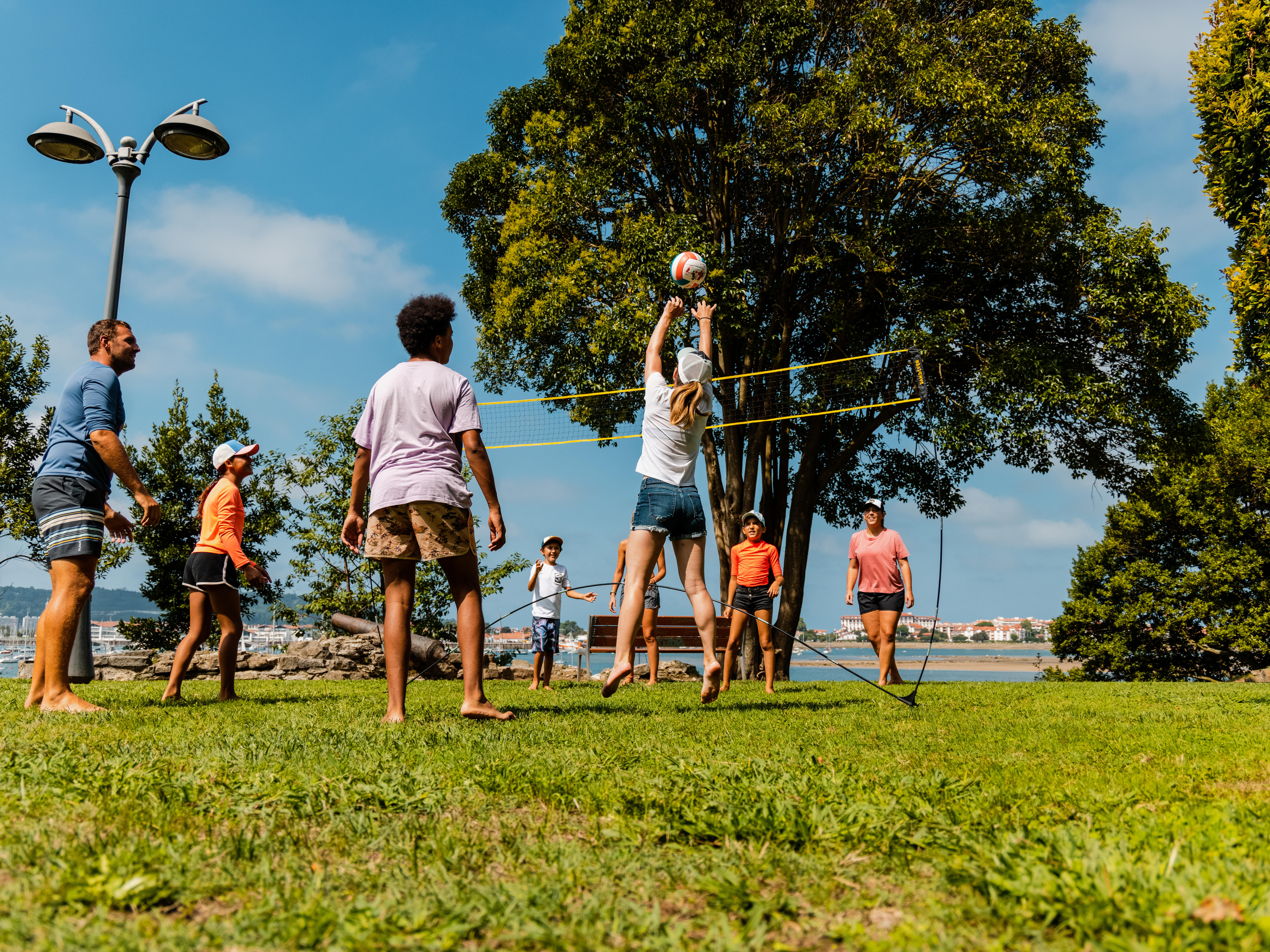 VOLEYBOLUN TARİHİ VE GENEL VOLEYBOL KURALLARI