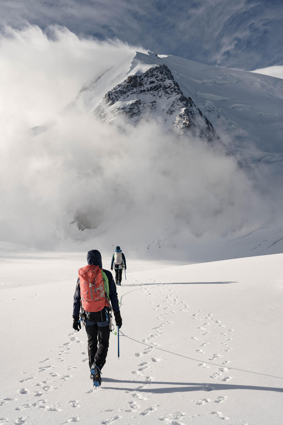 Mountaineering Backpack 70 Litres - Makalu 45/70 Red SIMOND | Decathlon