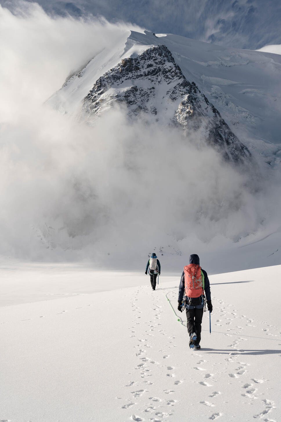 Mountaineering Backpack 70 Litres - Makalu 45/70 Red SIMOND | Decathlon