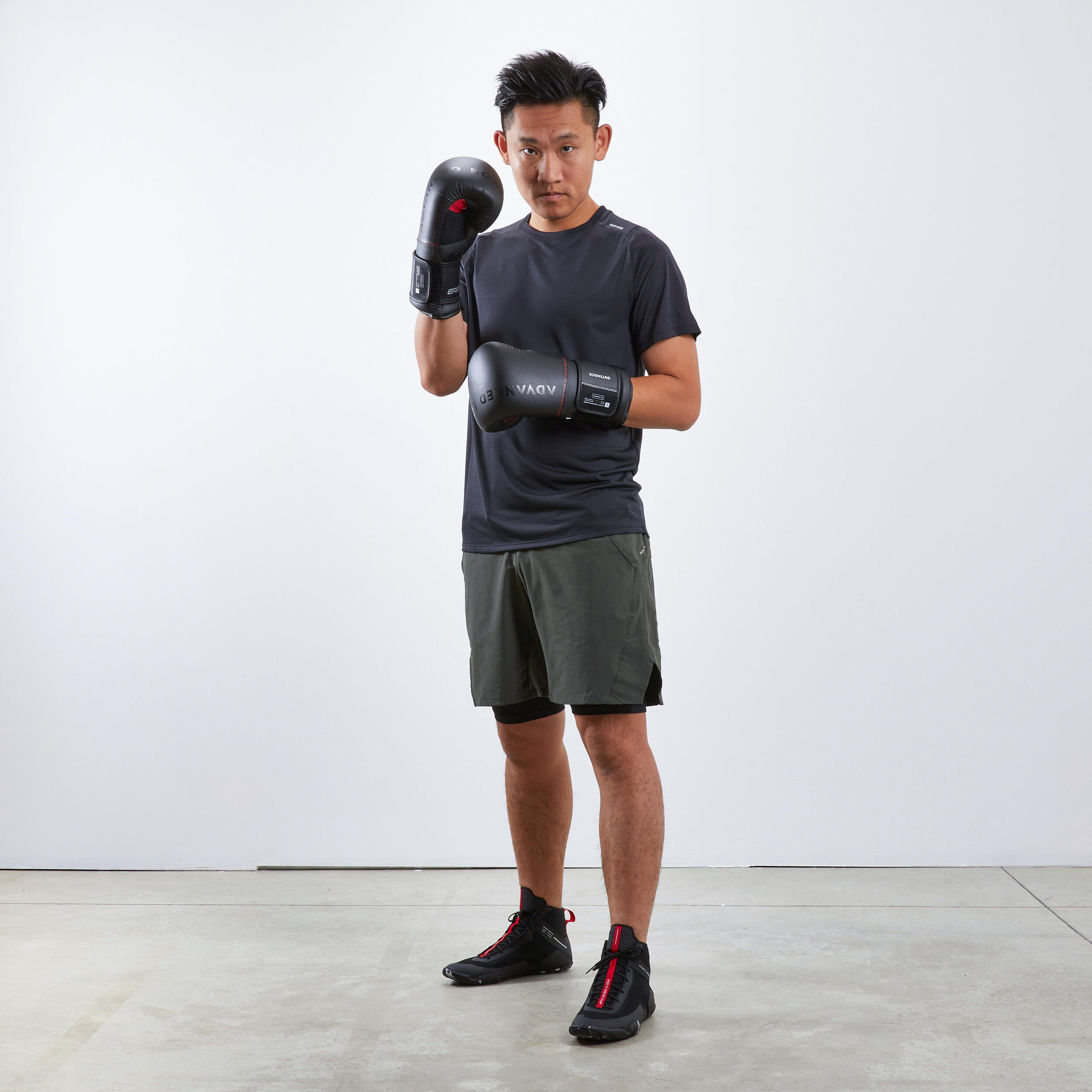 Ergonomic Boxing Gloves - 120 Black - Black‎ - Outshock - Decathlon