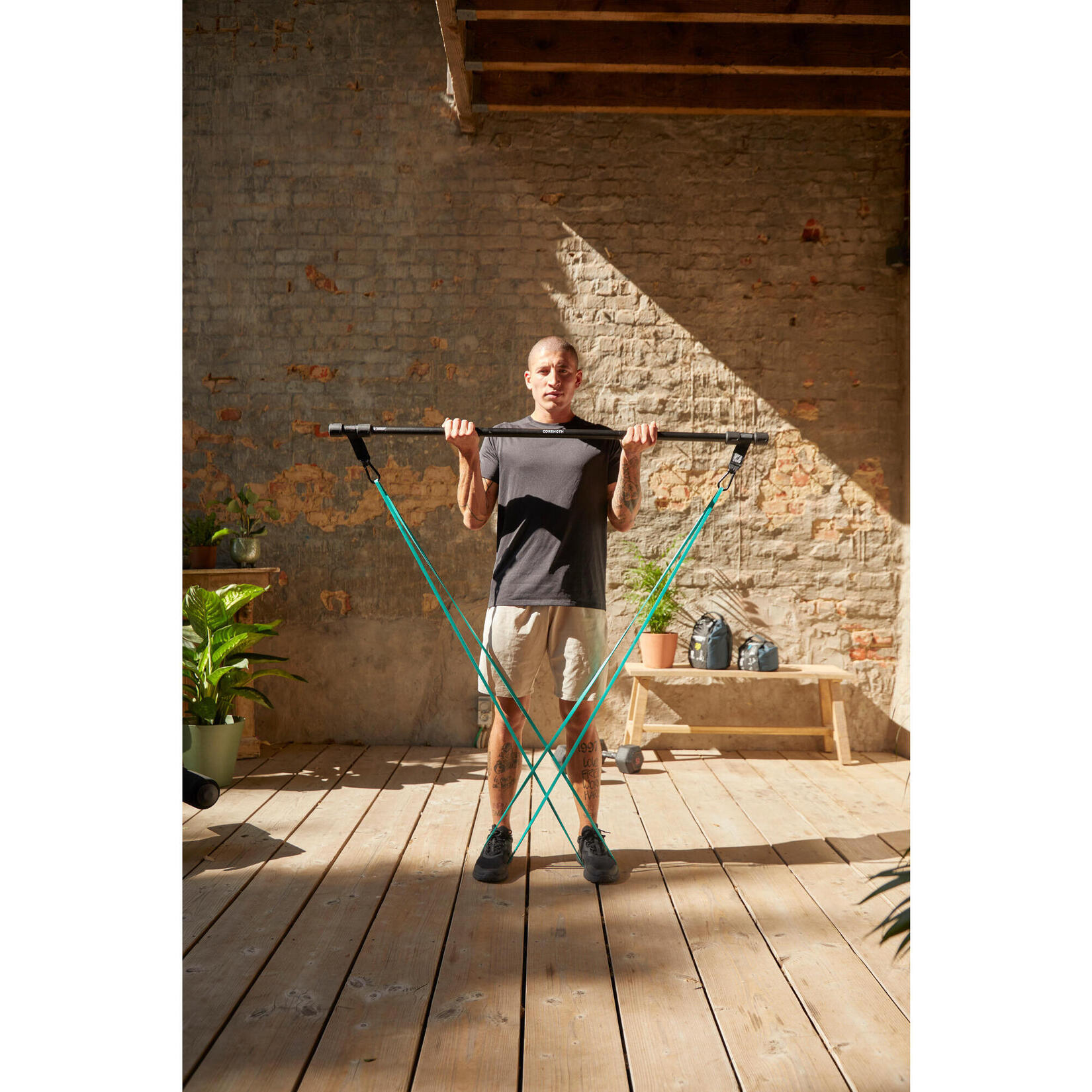 Barre de renforcement avec 2 élastiques de musculation de 15kg CORENGTH ...