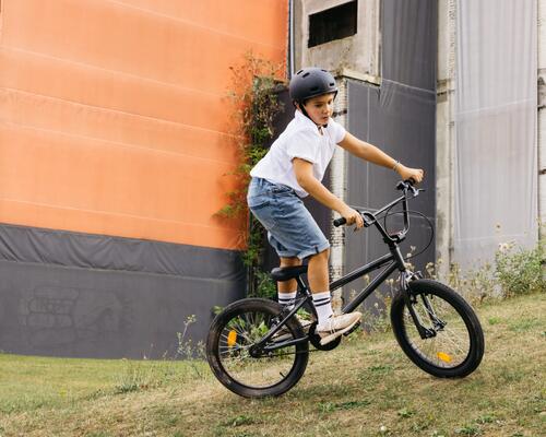 Jak wymienić szprychy w rowerze? Naprawianie koła rowerowego