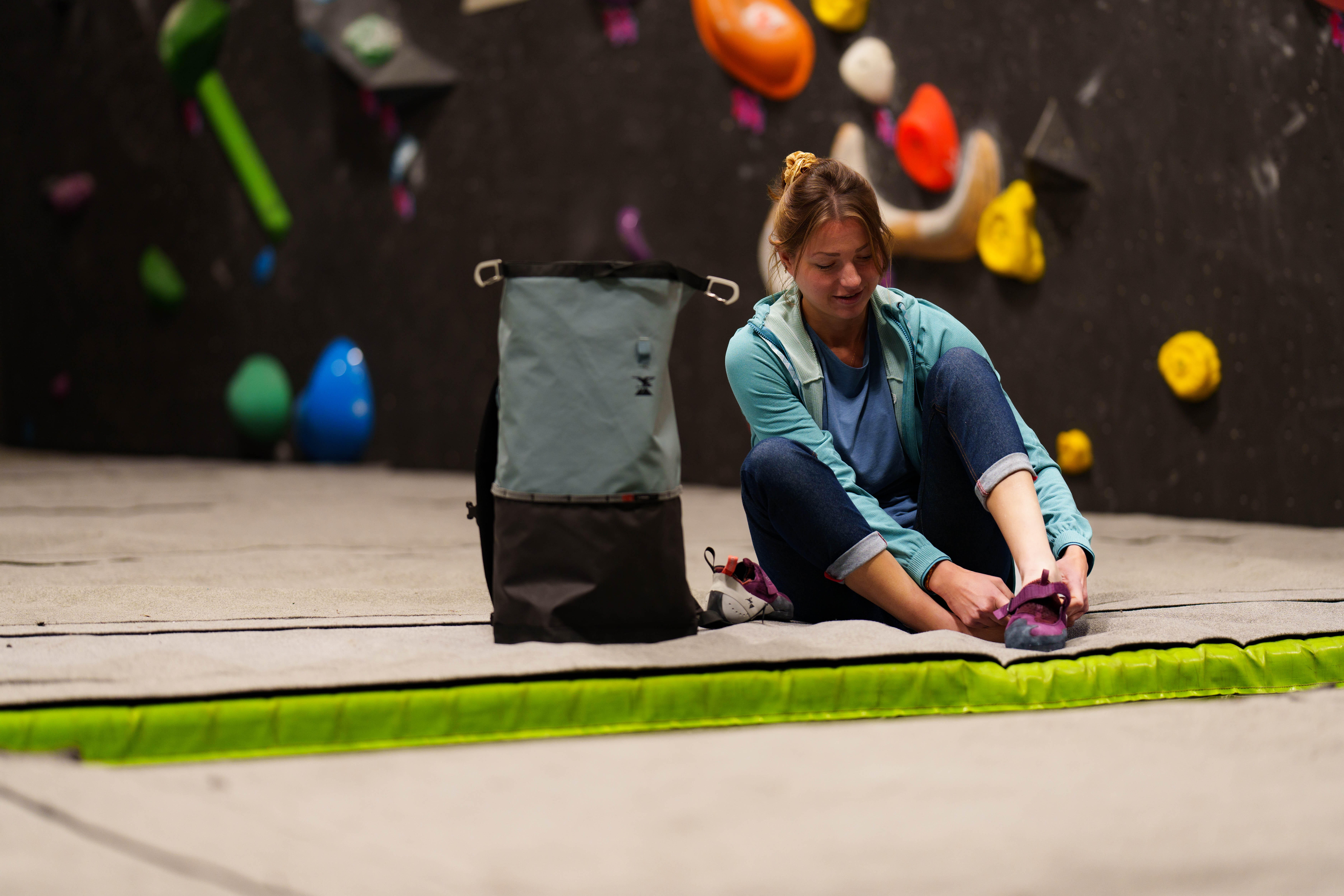 Sac d’escalade de 23 L – Vertika Indoor - Gris rivière - Simond - Décathlon