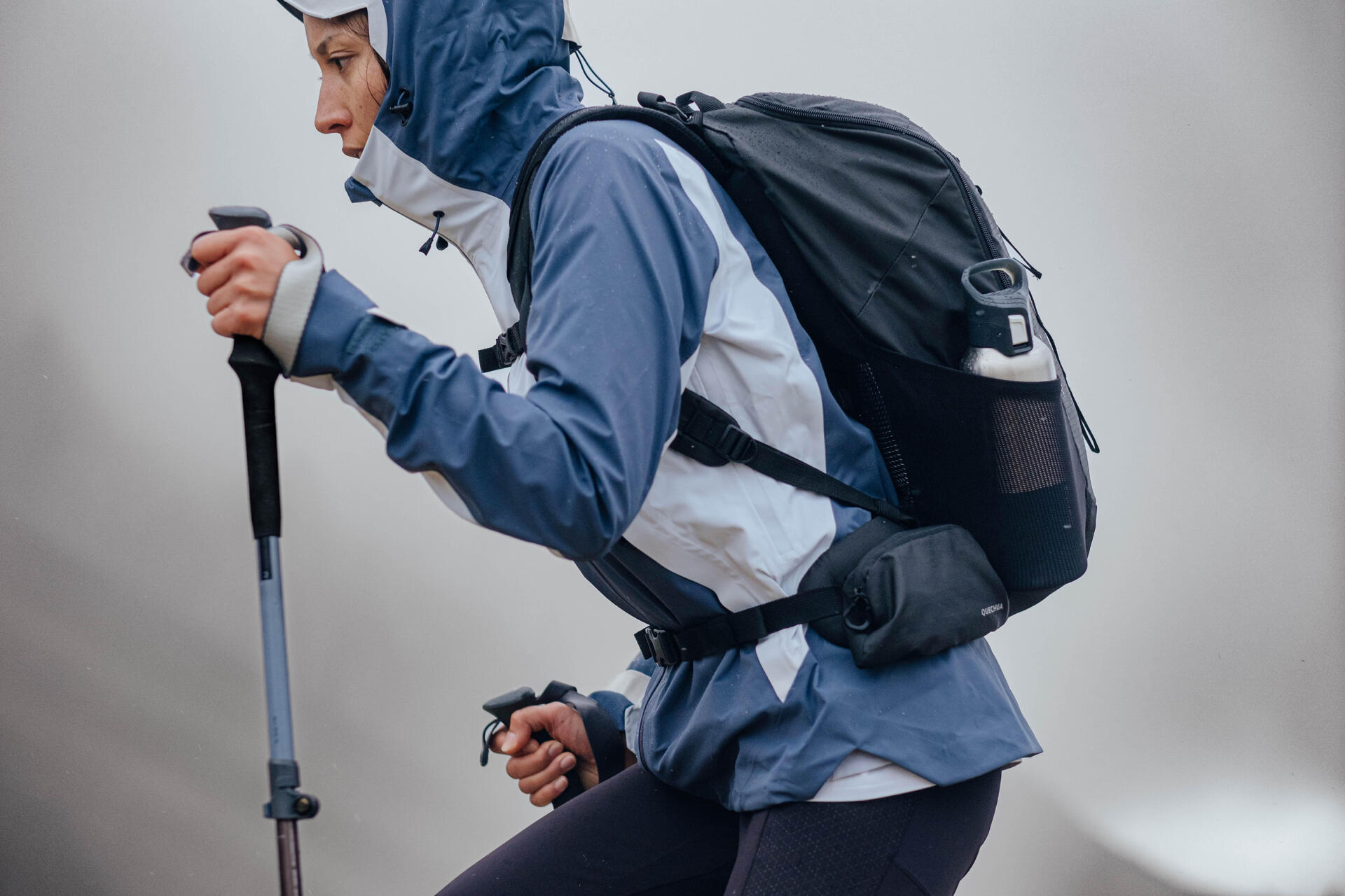 20 L Mountain Hiking Backpack - MH100 - Black