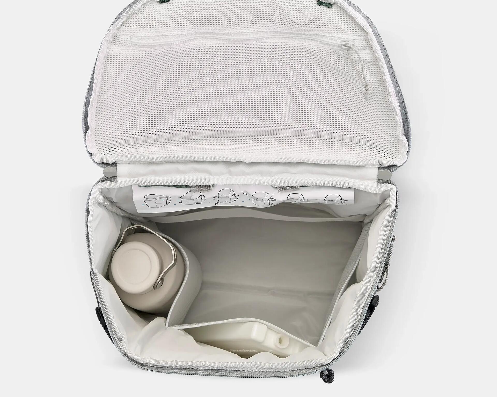20 L Compact and Insulated Cooler Backpack 100 | Decathlon