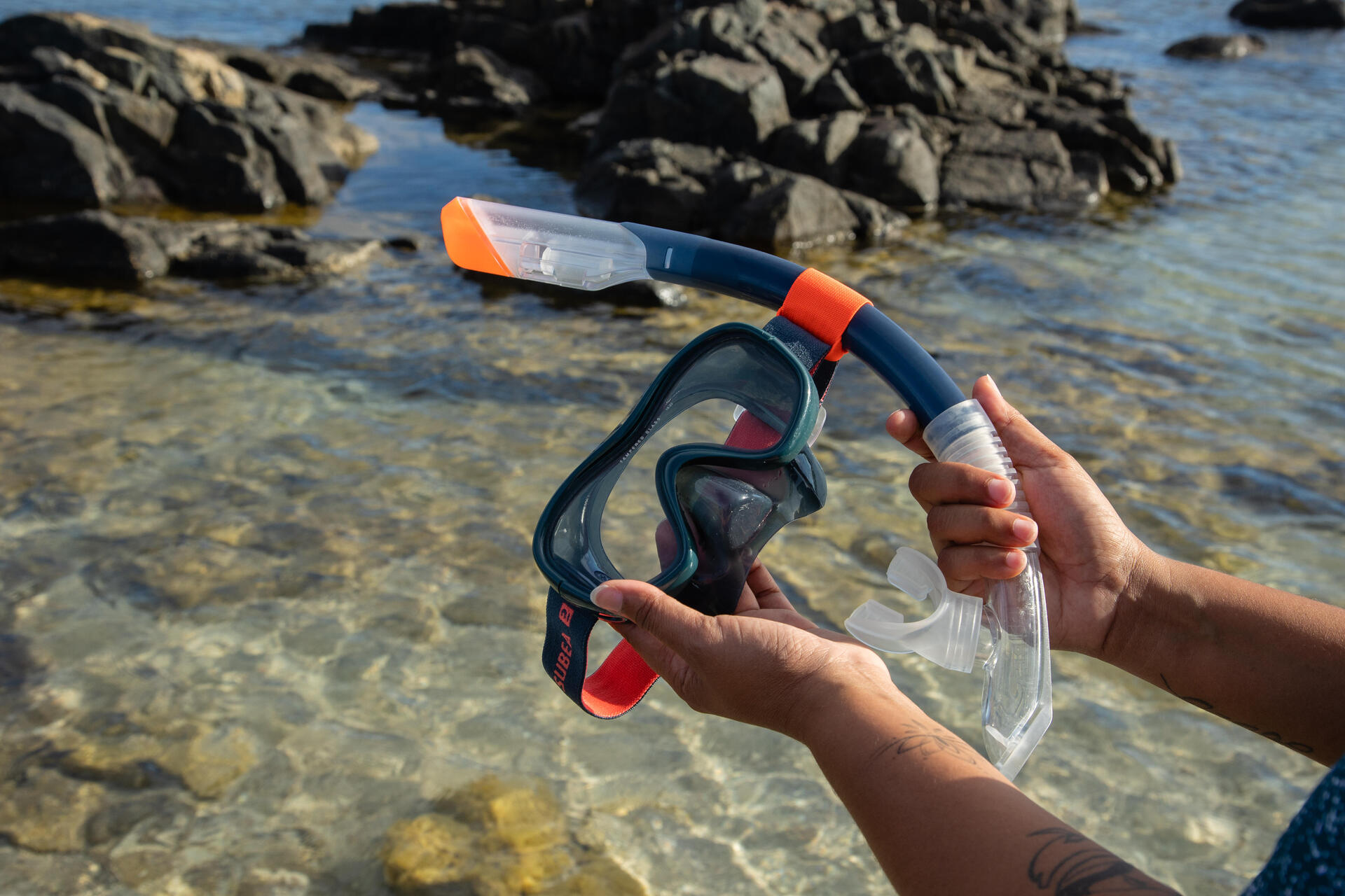 Dry diving snorkel with drytop valve system - 100 Dry Top Grey