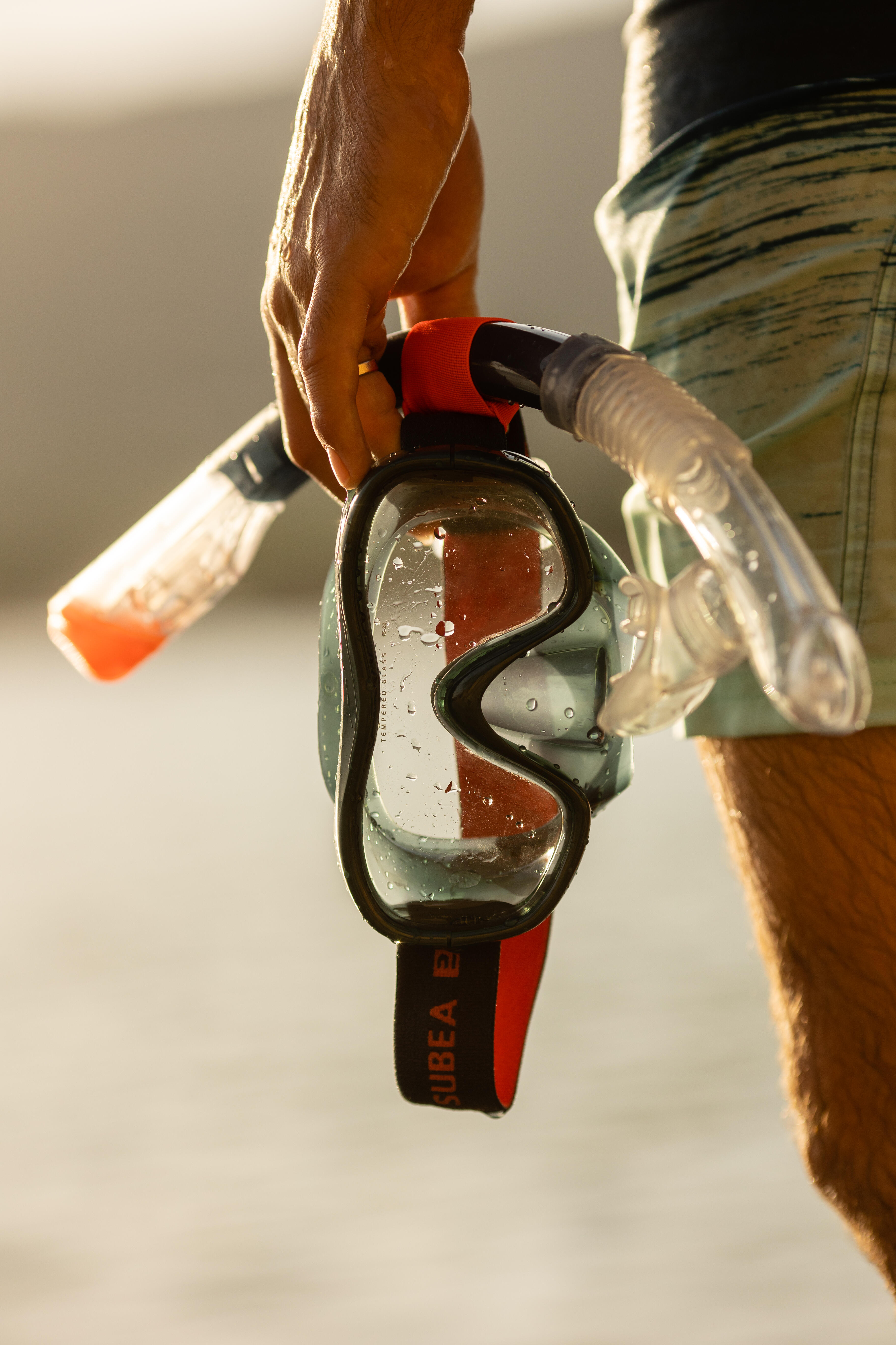 Dry diving snorkel with drytop valve system - 100 Dry Top Grey