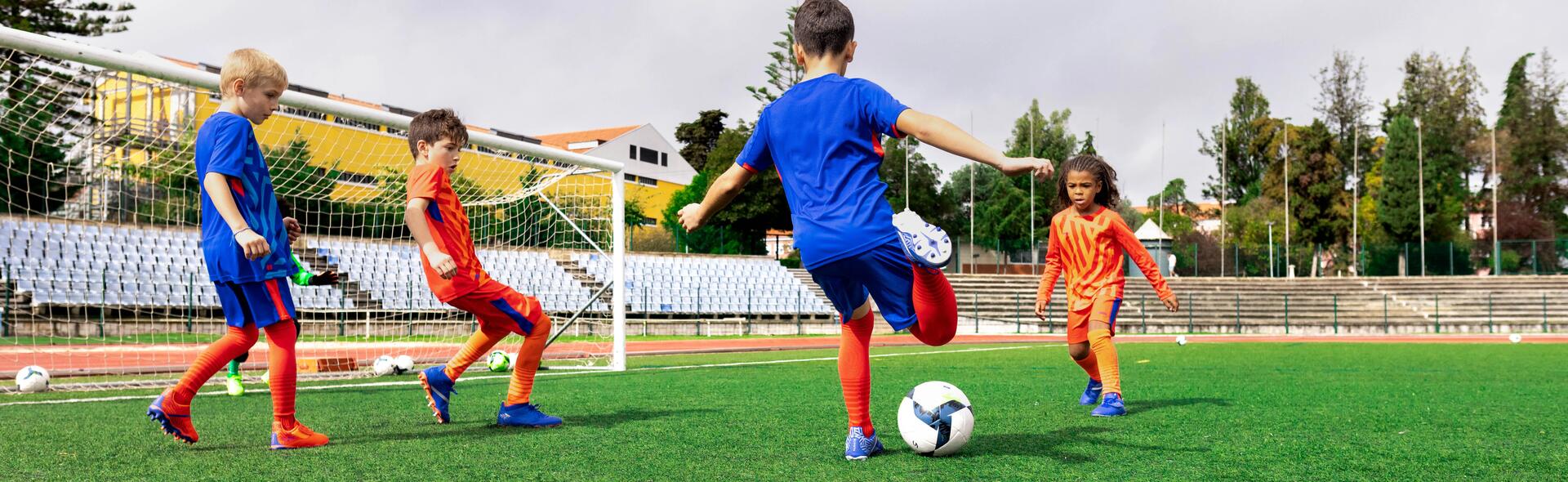 Mijn kind wil gaan voetballen. Wat heb ik nodig?