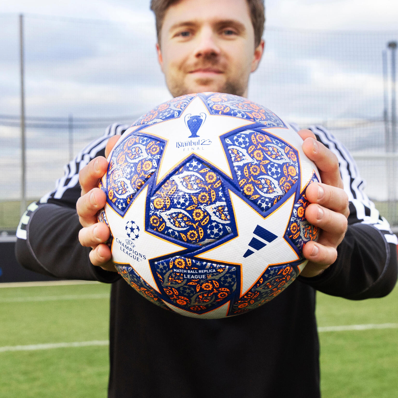 Ballon Ligue des champions Istanbul 2023 ADIDAS | Decathlon