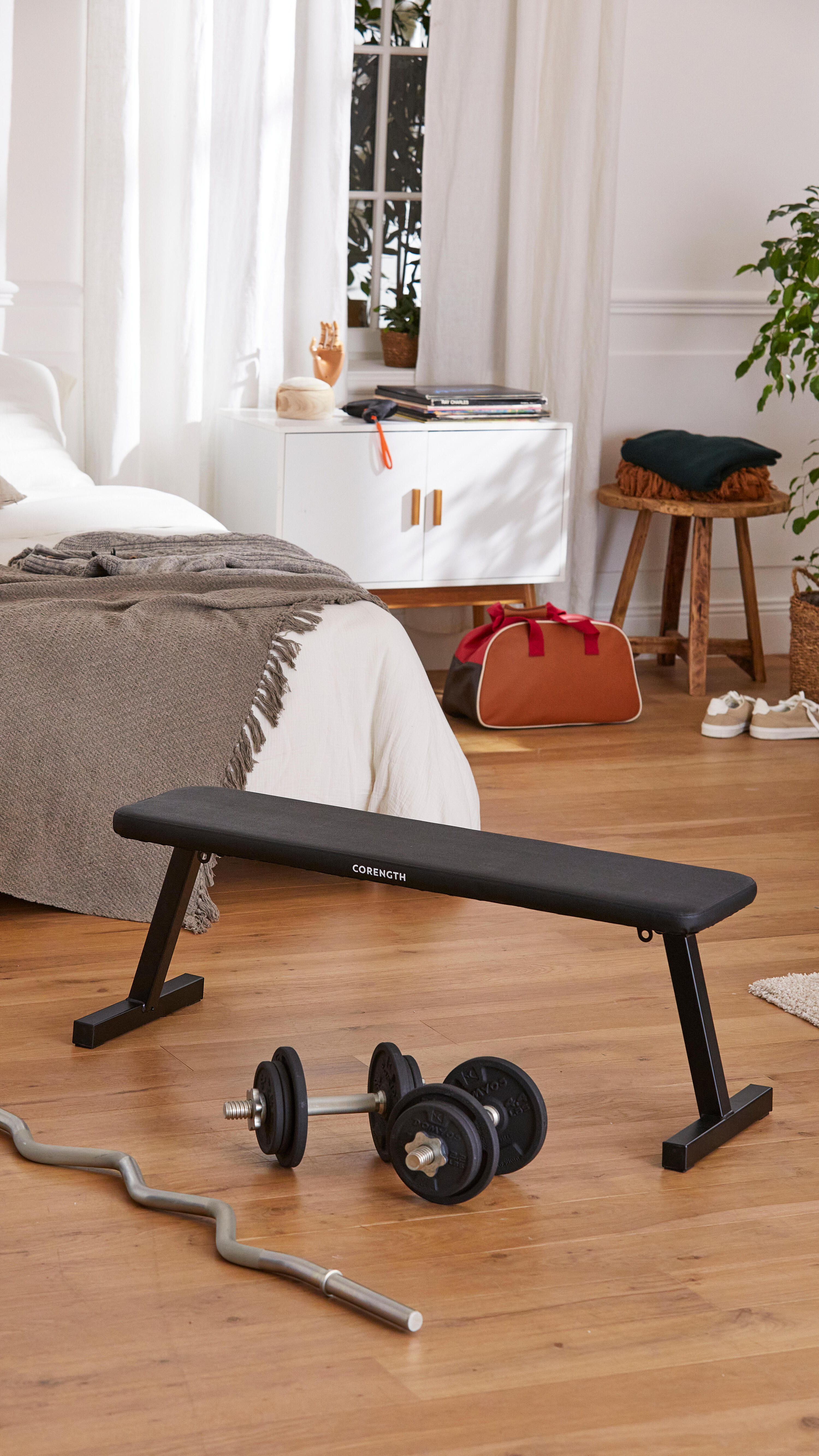 Fold-Down Weights Bench 100 | Decathlon