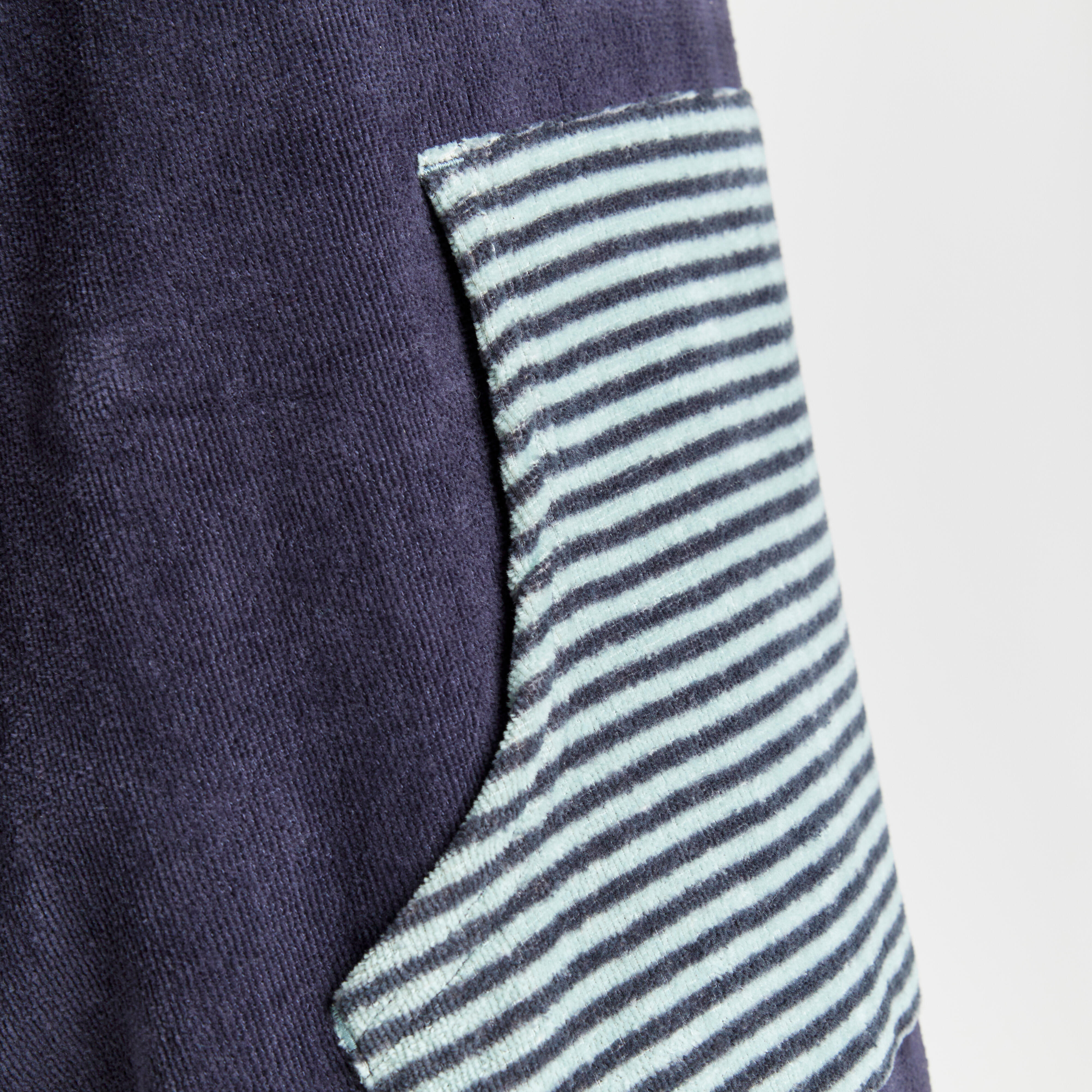 Adult surf beach poncho -150 cm, 900 Fish blue grey - Decathlon