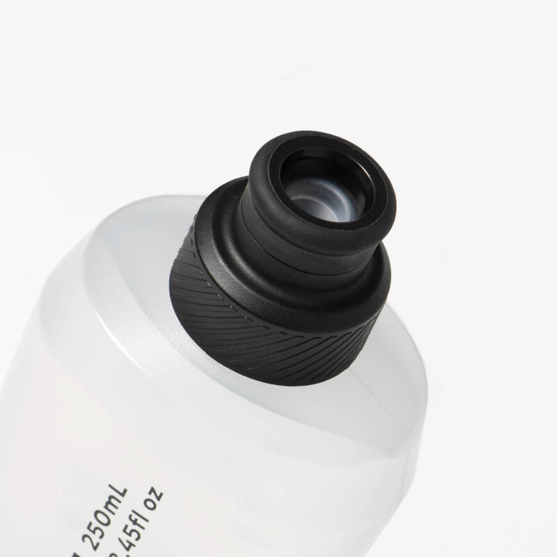 Běžecká láhev 250 ml KIPRUN 500 KIPRUN - Decathlon Běžecká láhev 250 ml KIPRUN 500 KIPRUN - Decathlon
